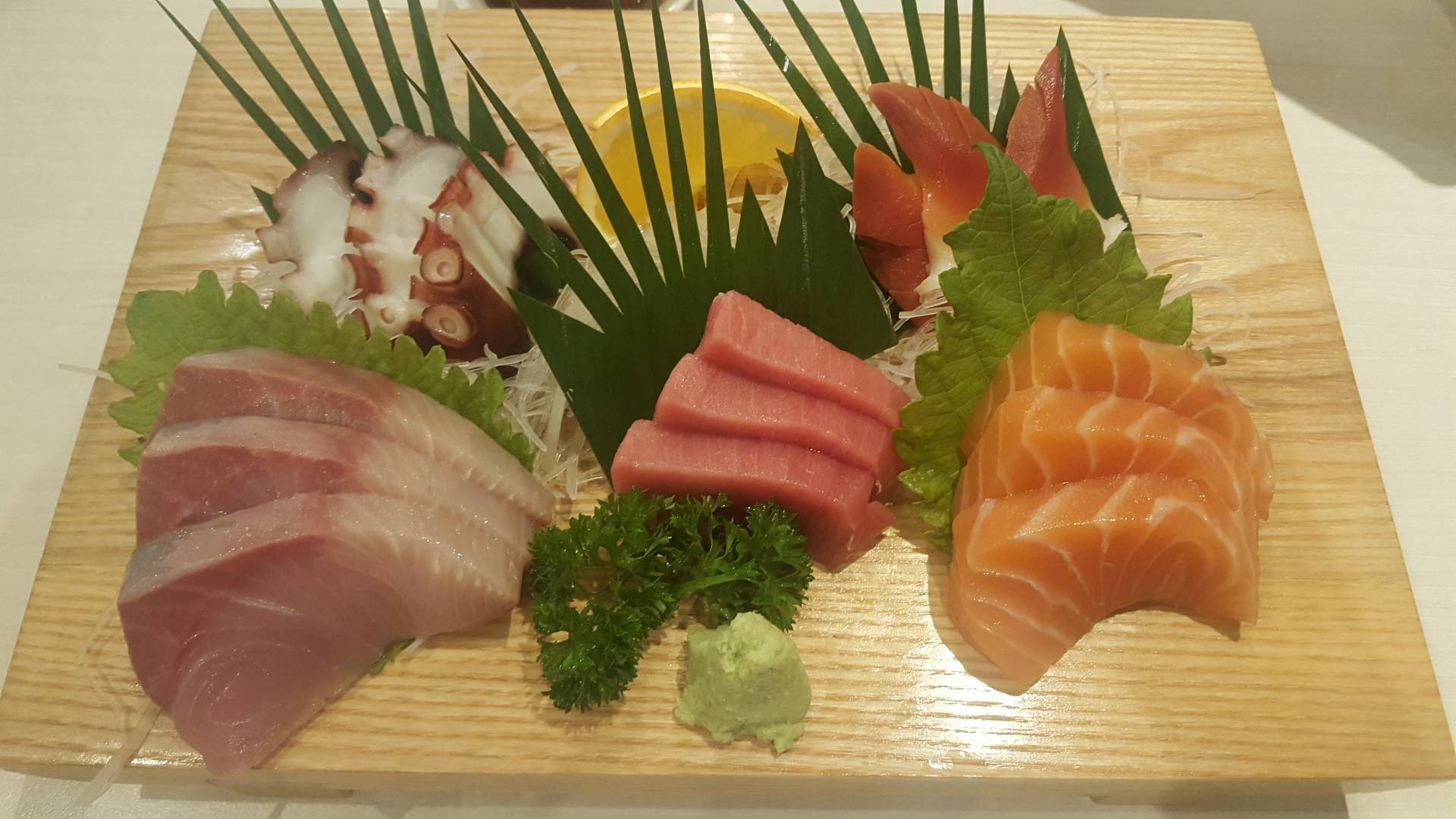 รีวิว Yumototei - sashimi สดดีจ้าไม่ freeze มา - Wongnai