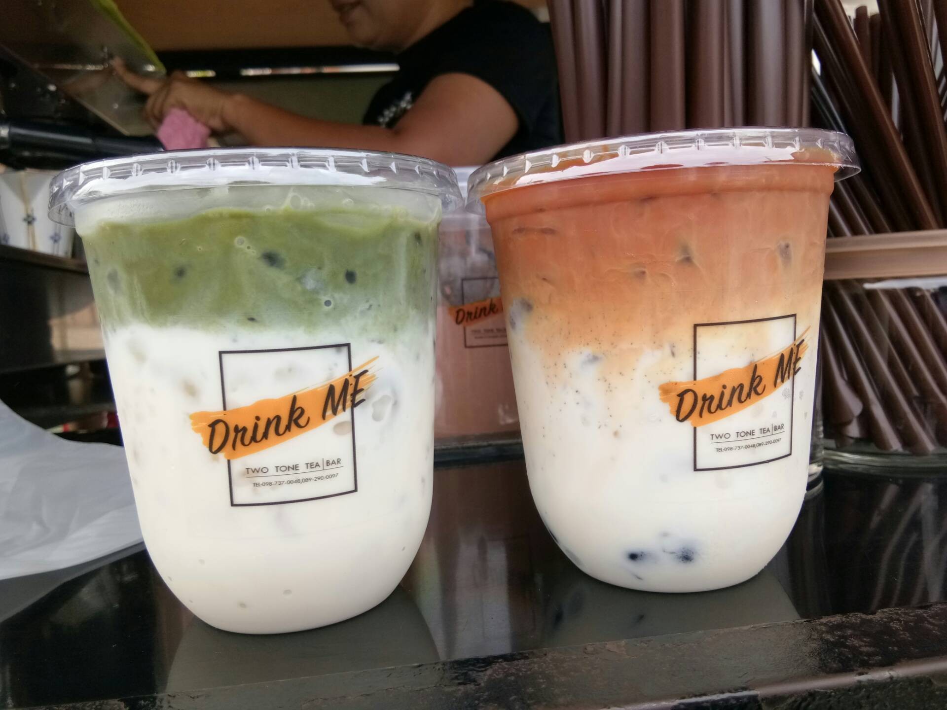 รีวิว Drink Me Two Tone Tea Bar - เมนูโฟมมาใหม่ โฟมนุ่มๆฟินๆ
