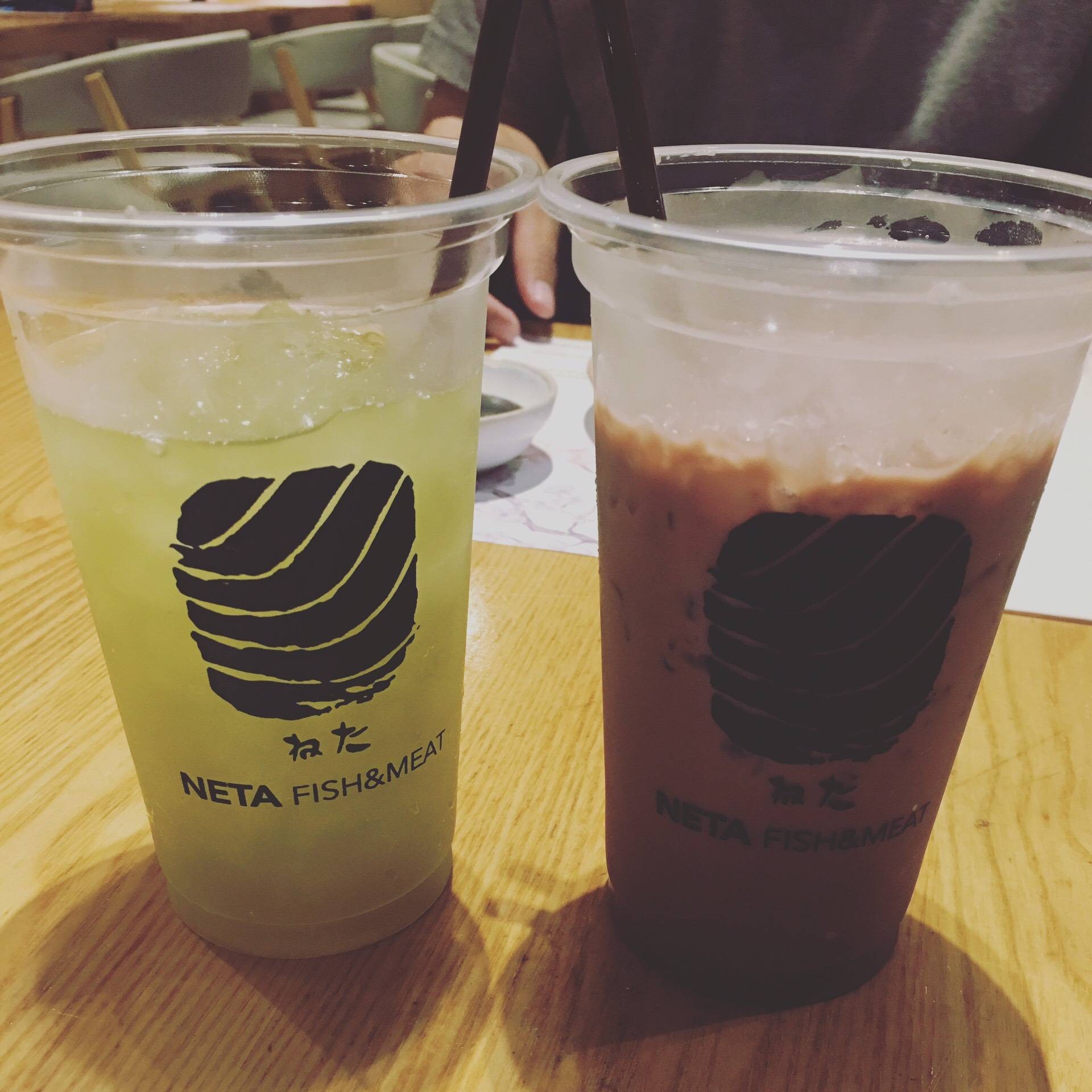 รีวิว Neta Fish & Meat เดอะ สตรีท - อาหารมีให้เลือกหลากหลายดีค่ะ