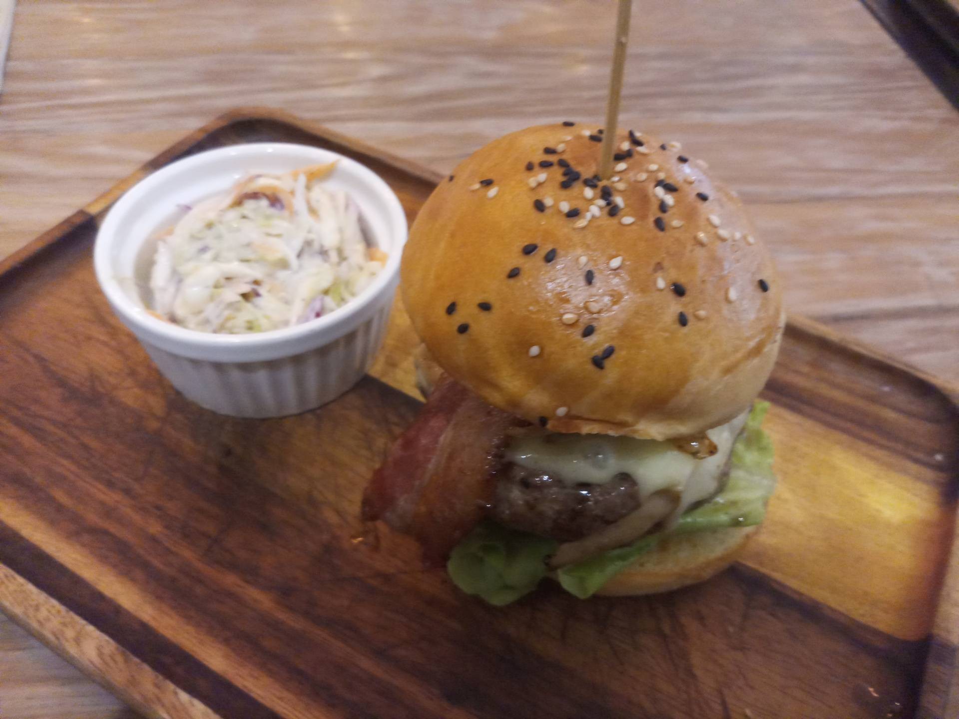 รีวิว Bad Burger Bangkok - Not a bad burger at all!!!