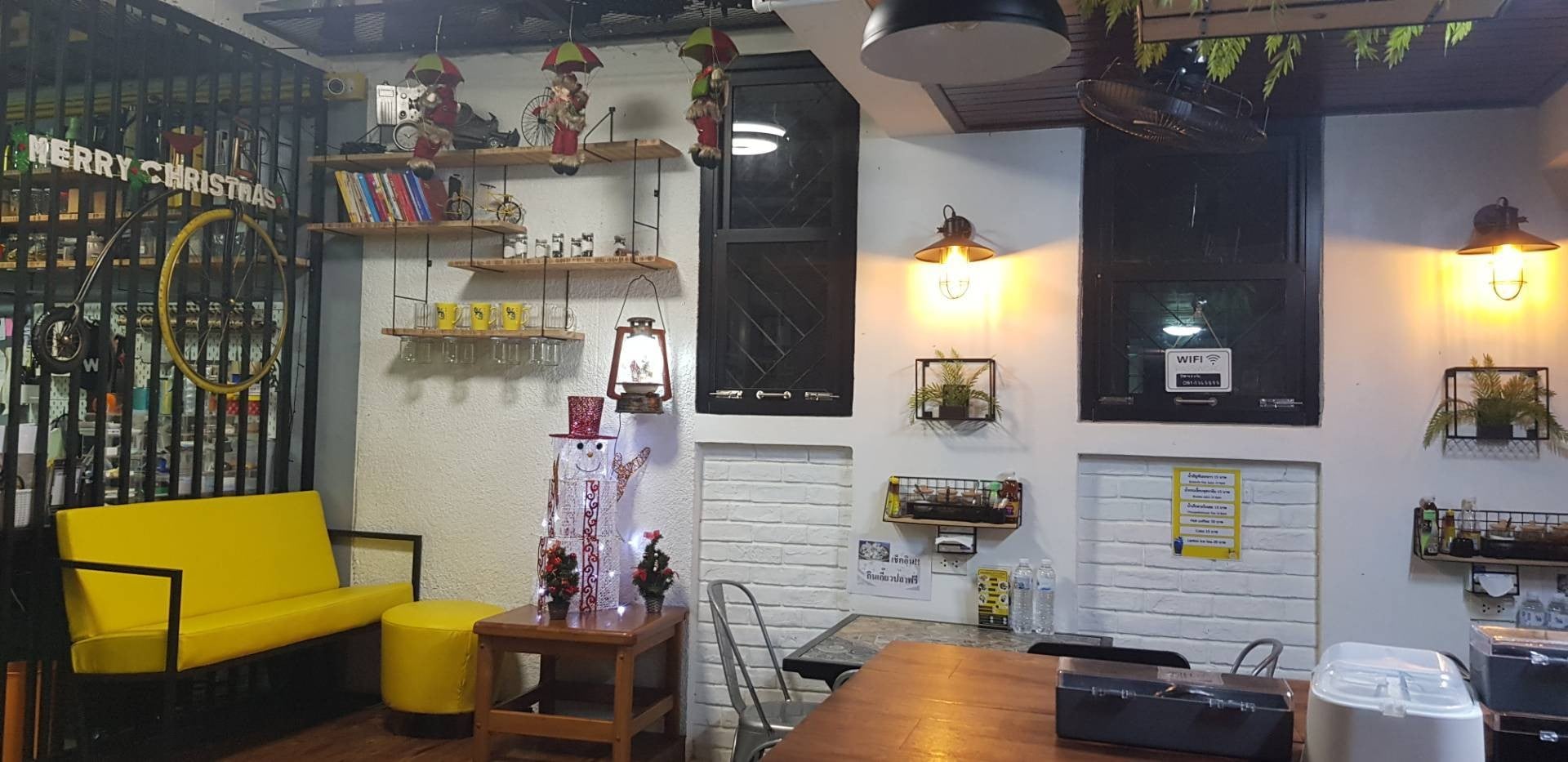 รีวิว Lamom's kitchen ละม่อม คิทเช่น - อร่อย สะอาด ราคาไม่แพงครับ :) ...