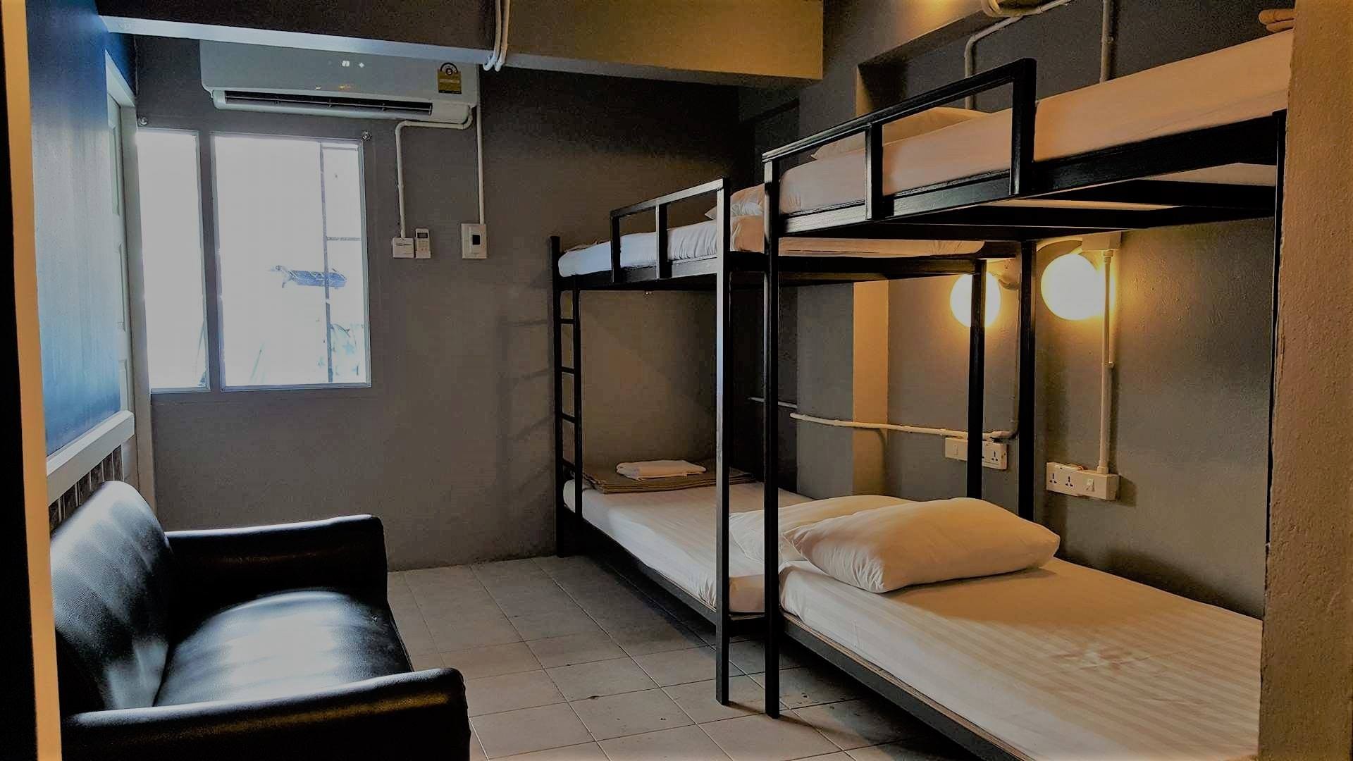 2230 Hostel - รีวิวที่พัก