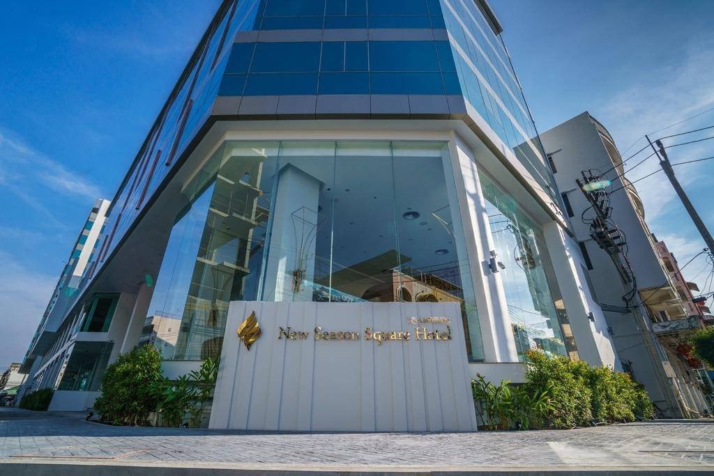 รูป New Season Square Hotel - Wongnai