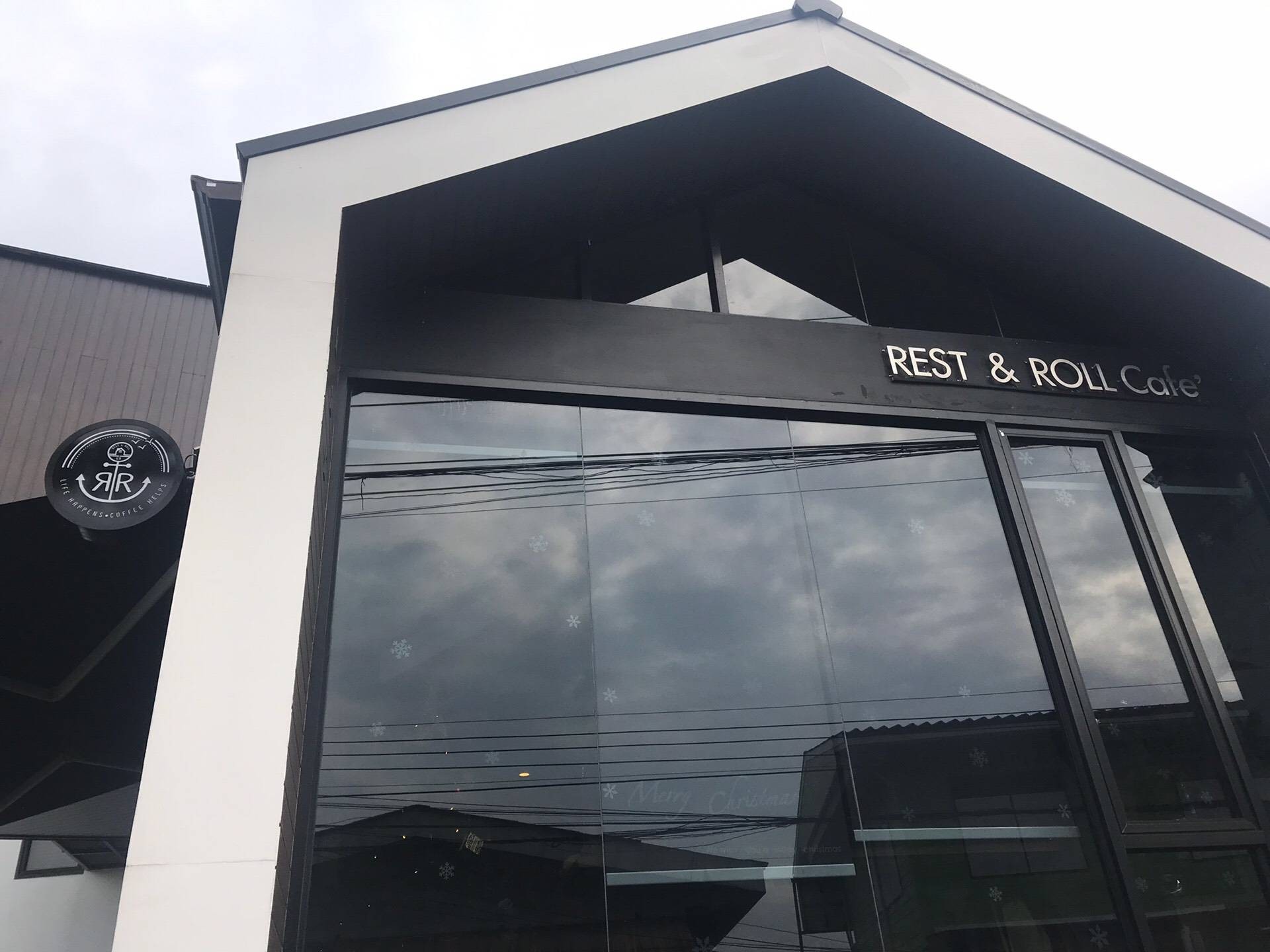 รีวิว REST&ROLL CAFE