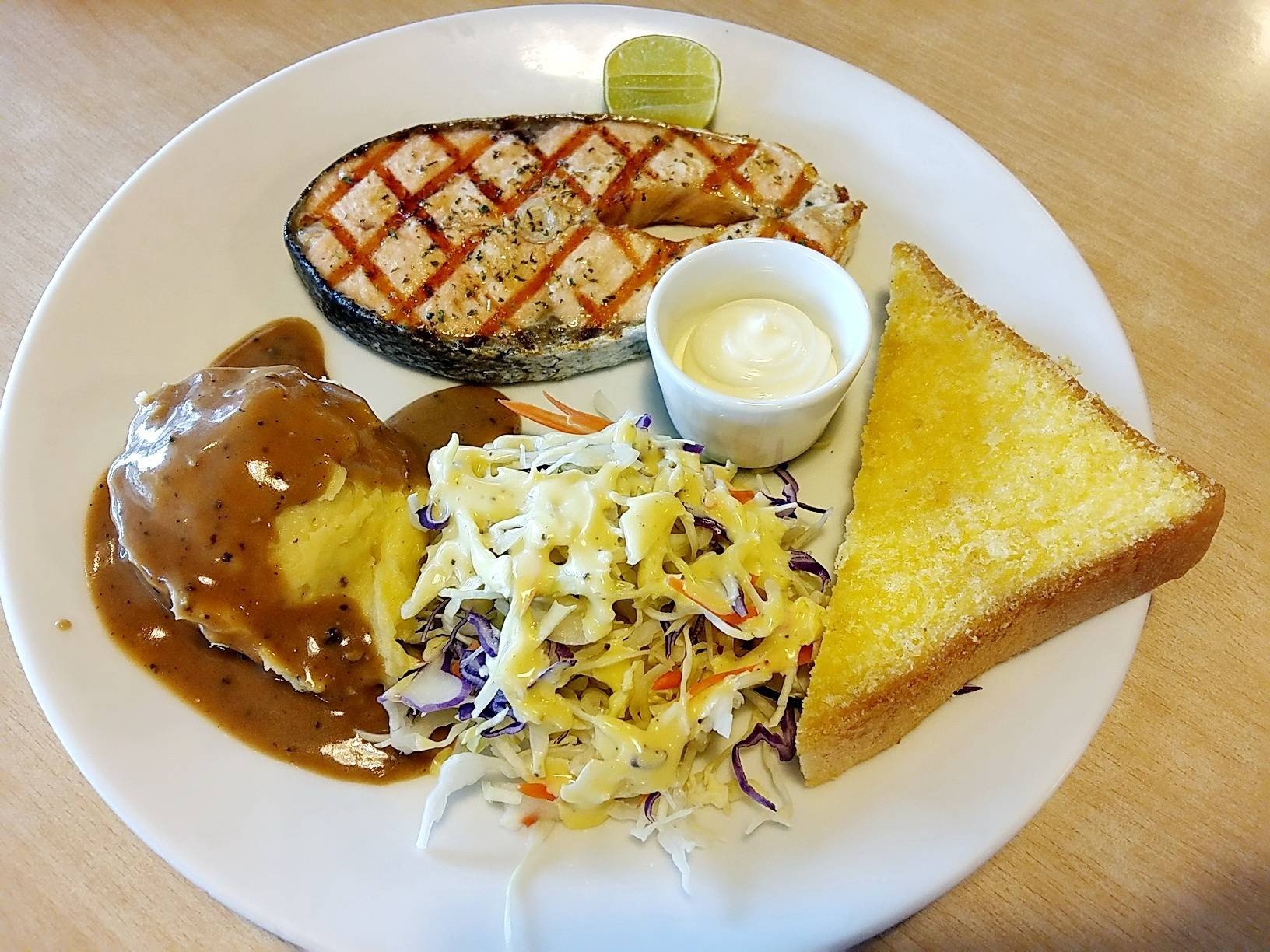 รวมร้านสาขาของ Eat Am Are (อีท แอม อา) - อาหารตามสั่ง - Wongnai