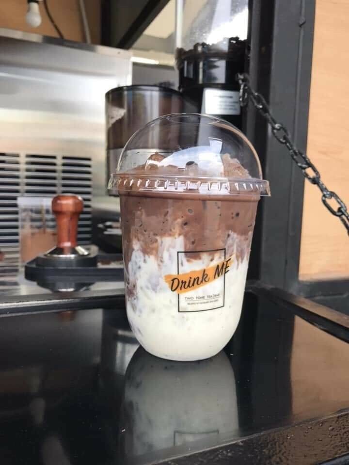 รีวิว Drink Me Two Tone Tea Bar - ดับกระหาย...คลายความร้อน