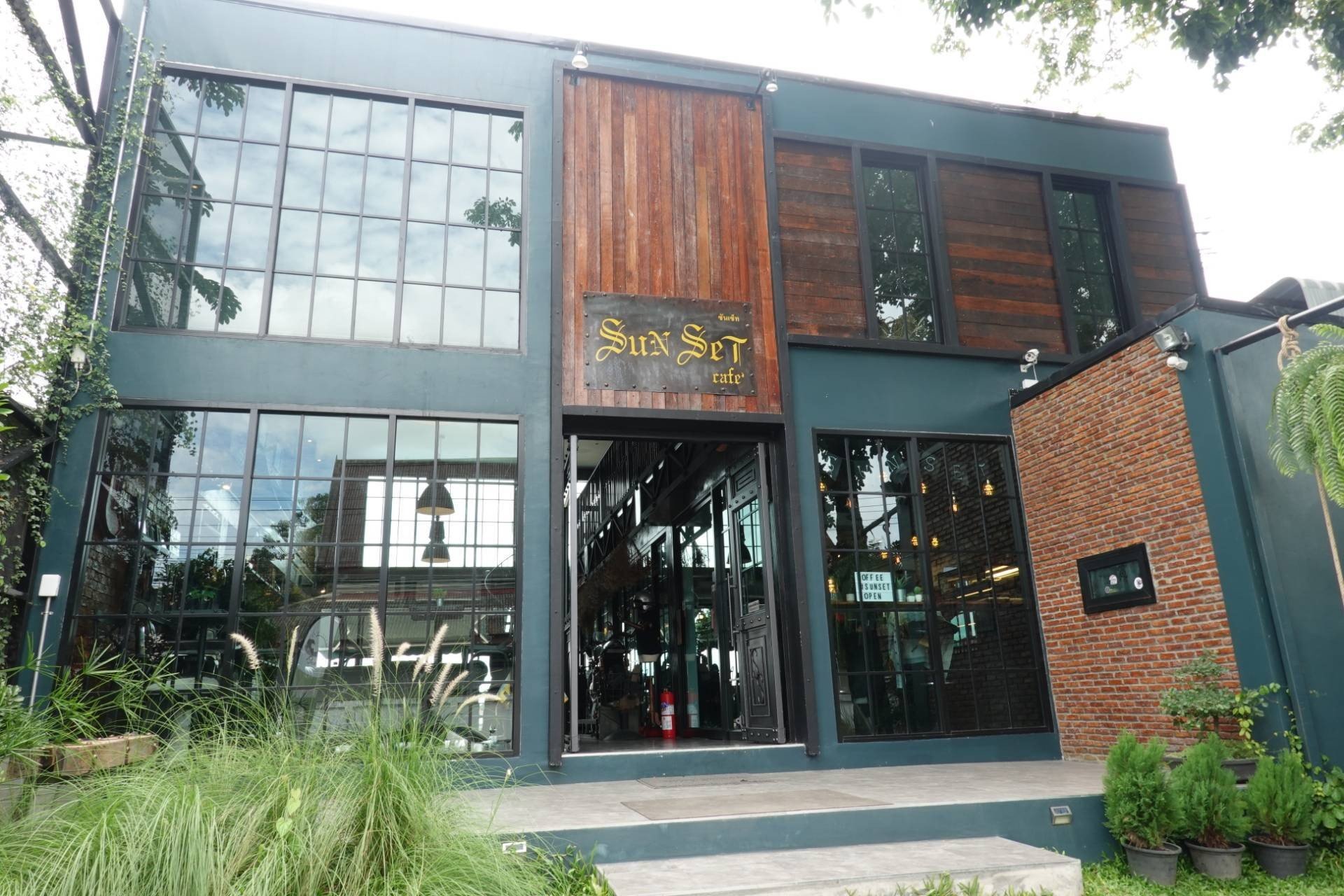 รีวิว Sunset Coffee Roasters สาขาริมแม่น้ำเจ้าพระยา จ.ชัยนาท - คาเฟ่ออกแบบเก๋ๆ ริมแม่น้ำ ...