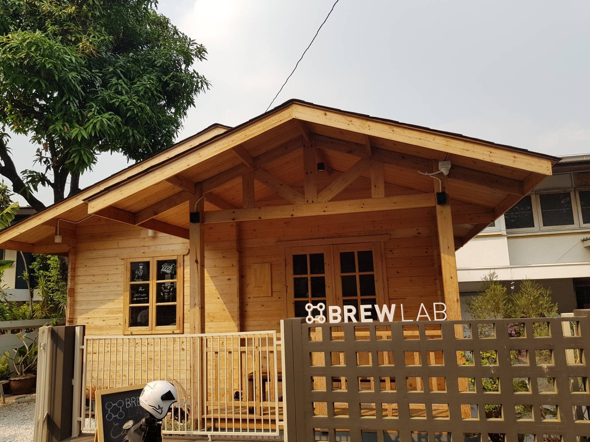 รีวิว Brewlab - คั่วเอง ชงเอง ไม่นักเลงแต่ใจดี