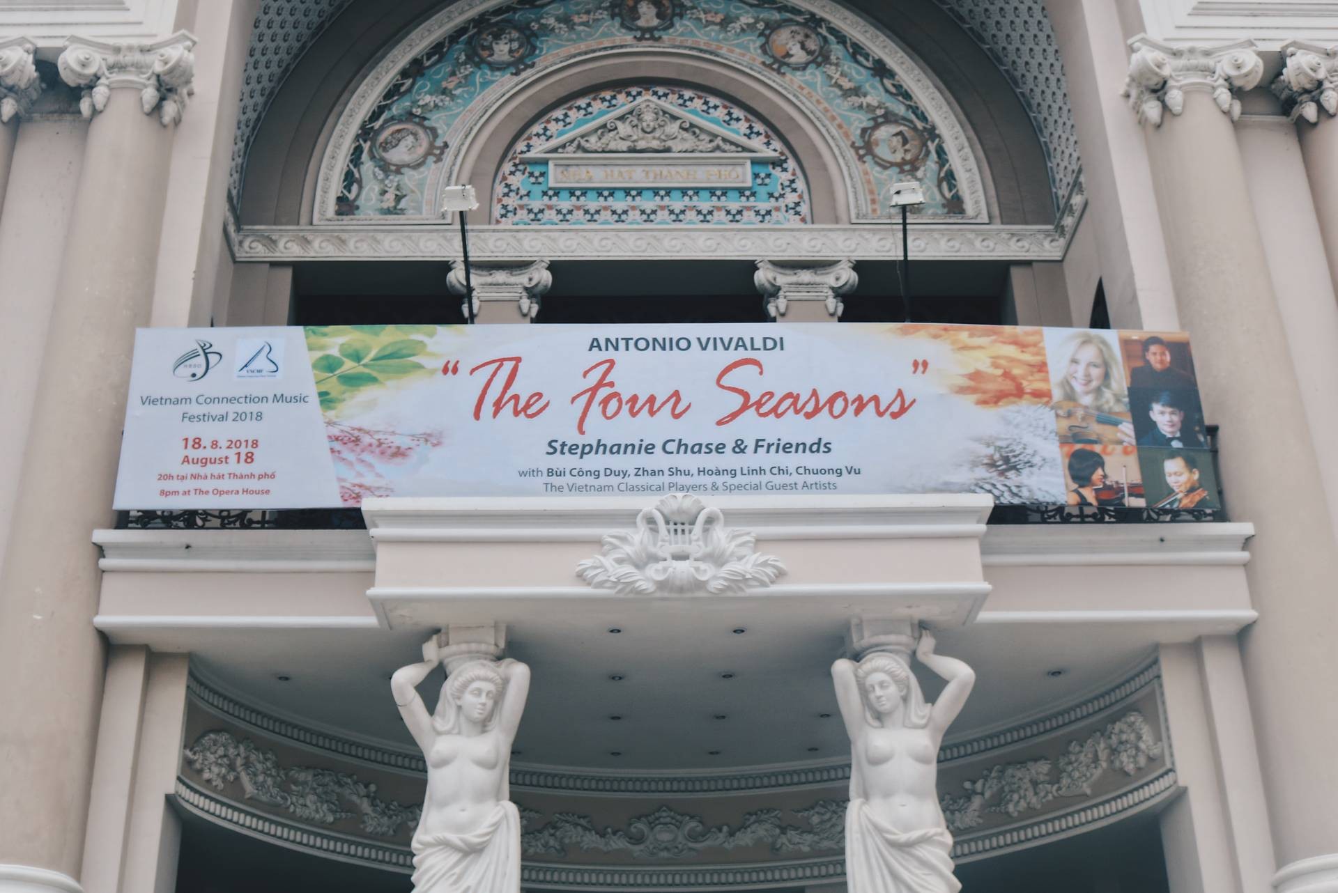 Saigon Opera House - รีวิวสถานที่ท่องเที่ยว - Wongnai