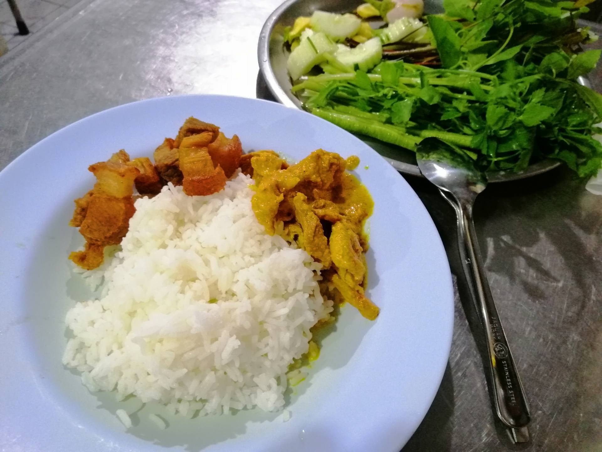 พะแนงหมู ร้าน แม่จิน