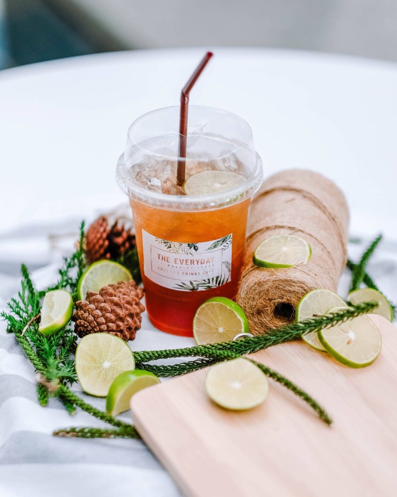 The Everyday Cafe RCA - สั่งอาหารเดลิเวอรี | Wongnai x LINE MAN