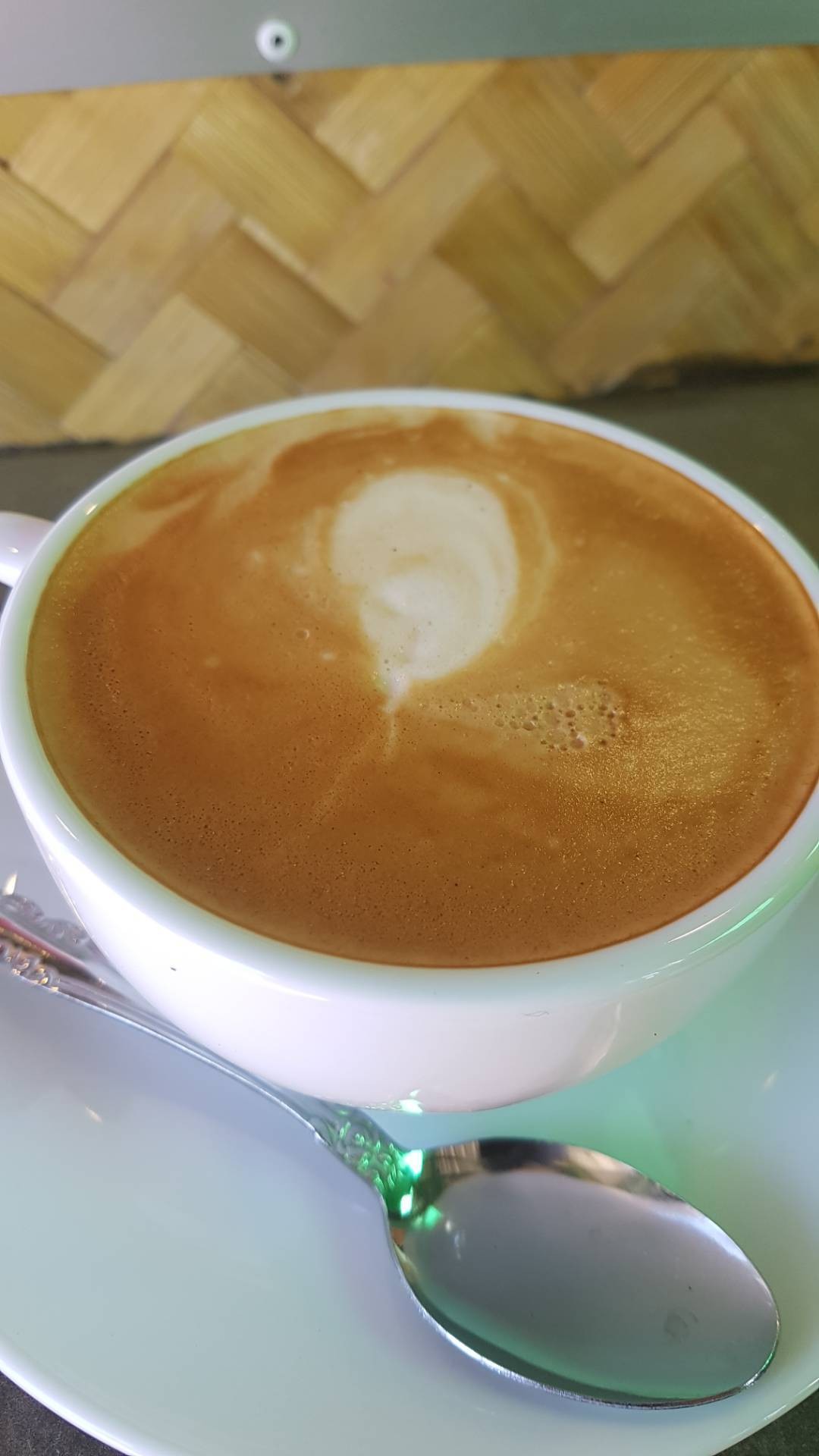 รีวิว One Off Coffee จองคำ - ลาเต้ร้อนเช่นเคย