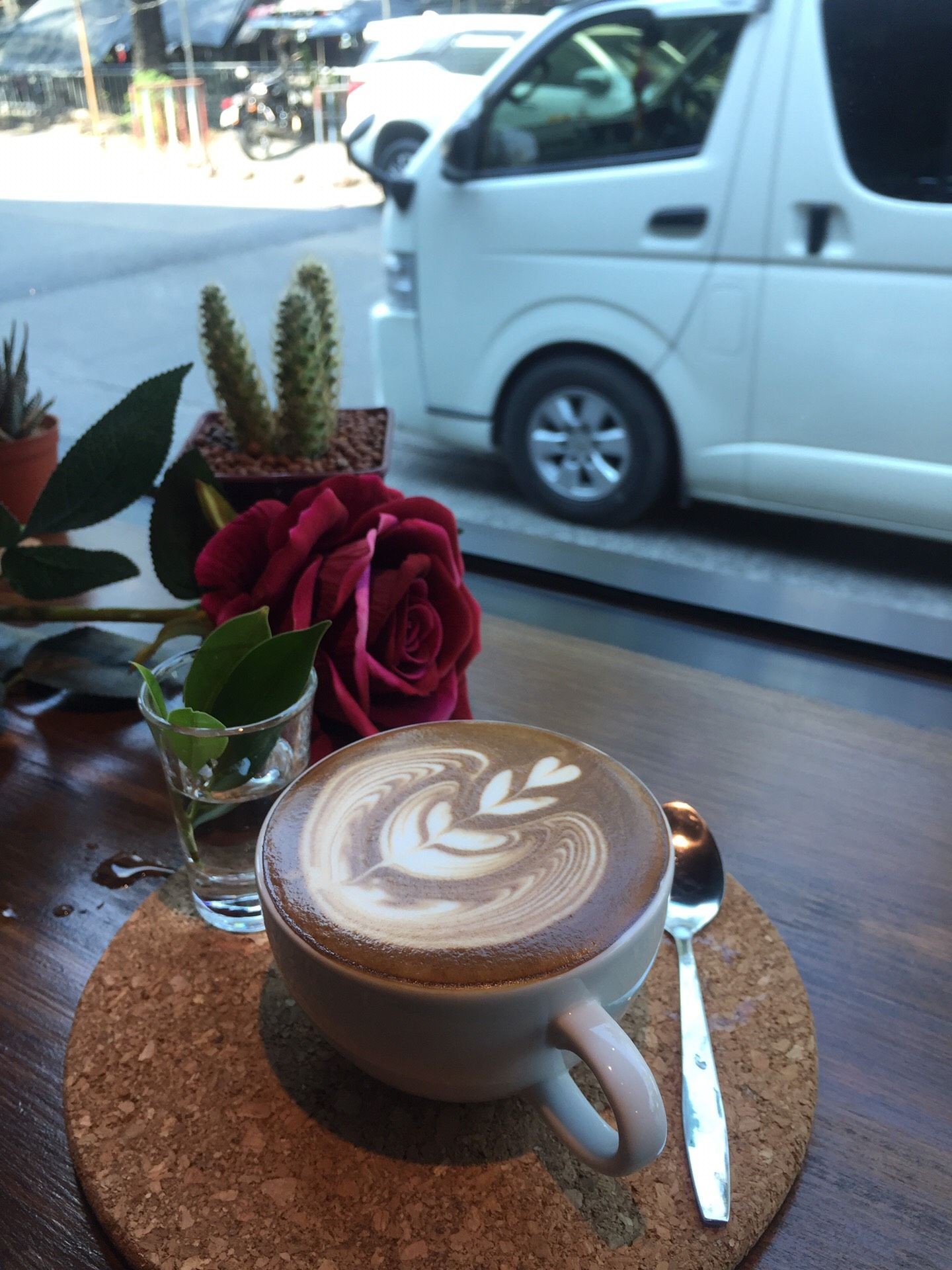 รีวิว py coffee roasters ยูพีดี นวมินทร์149 - จัดว่าเด็ด ร้านเล็ก แน่นด้วยคุณภาพ