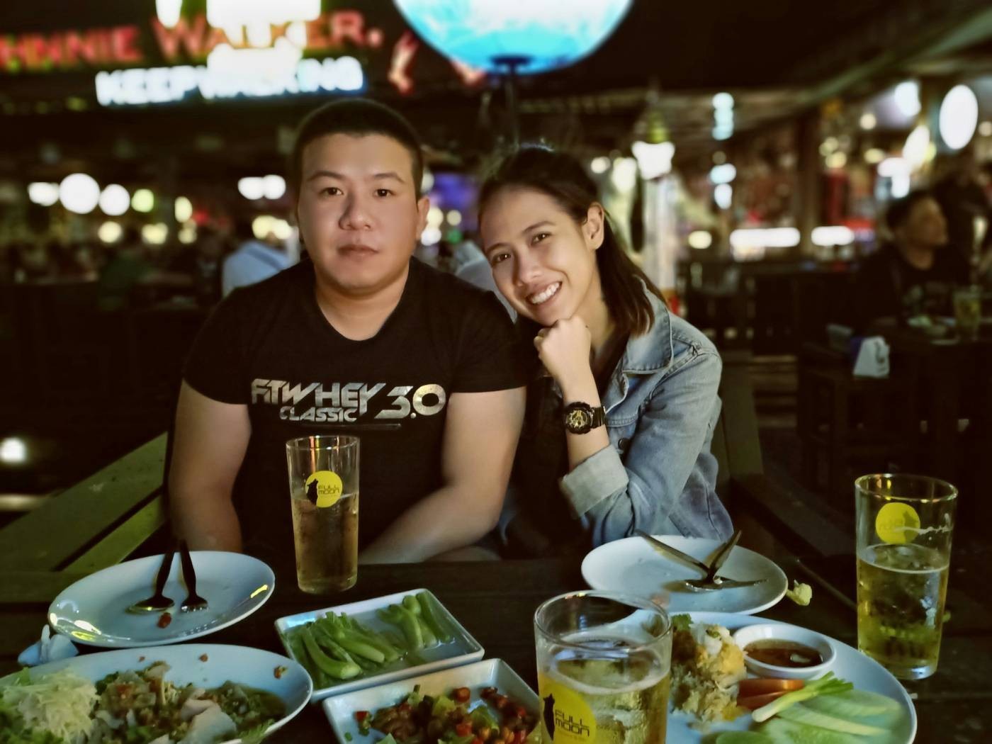 รูป Full Moon Terrace & Bar