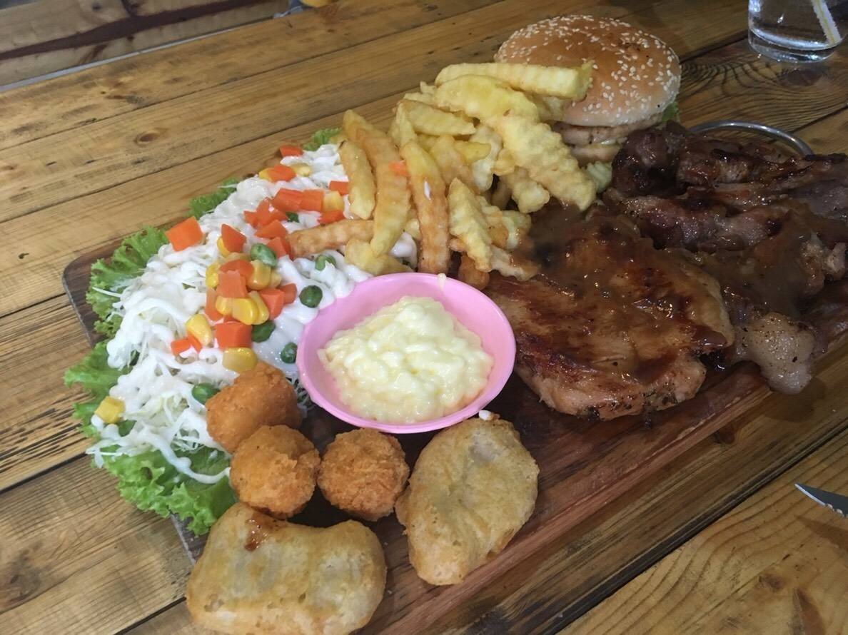 The Burger Bear Cafe & Bar นครสวรรค์ - สั่งอาหารเดลิเวอรี | Wongnai x ...
