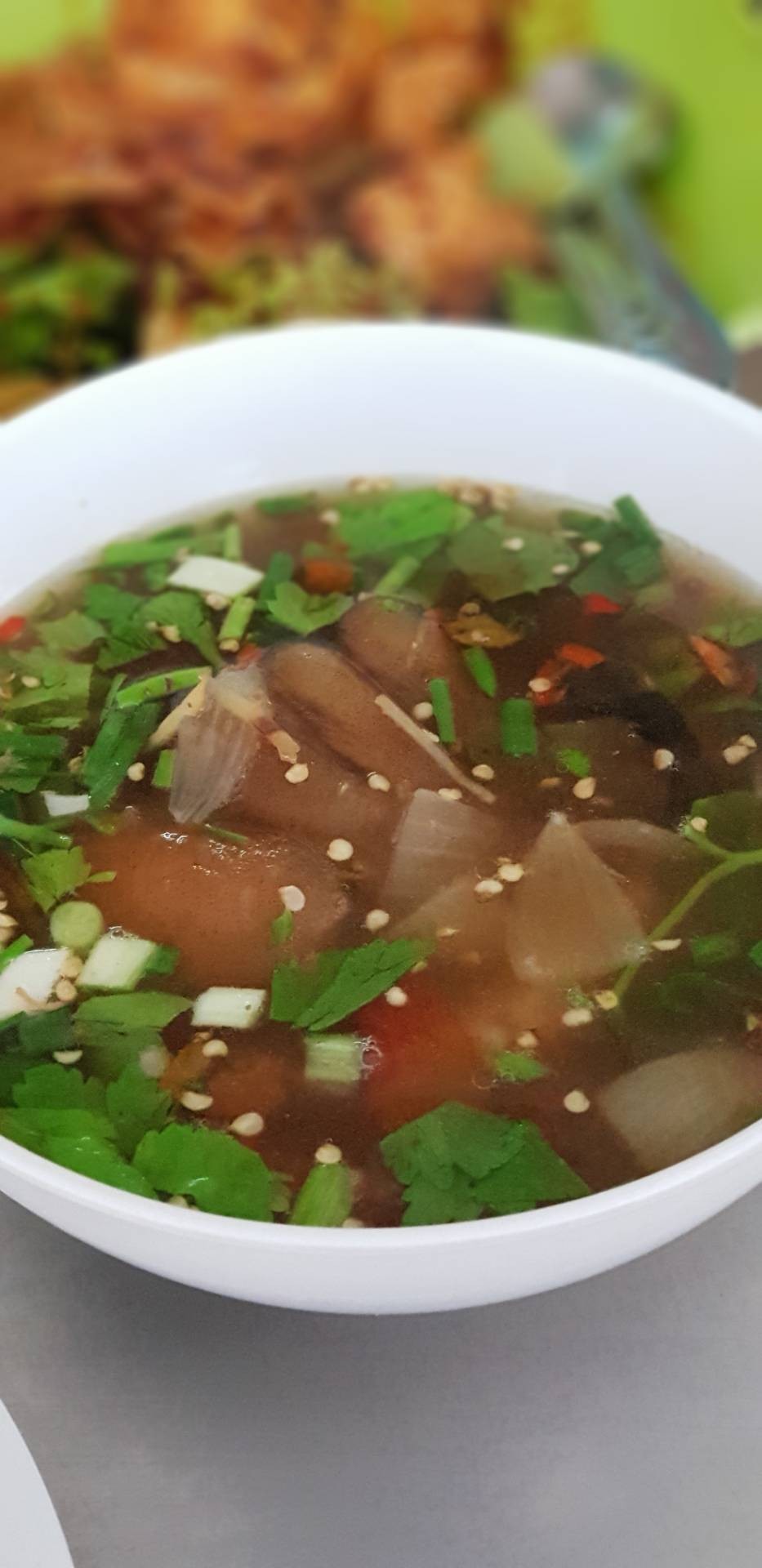 ซุปหางวัว • หางวัวเหนียวนุ่ม น้ำซุปแซ่บจี๊ดสะใจ ร้าน ข้าวหมกไก่เทเวศน์ ...