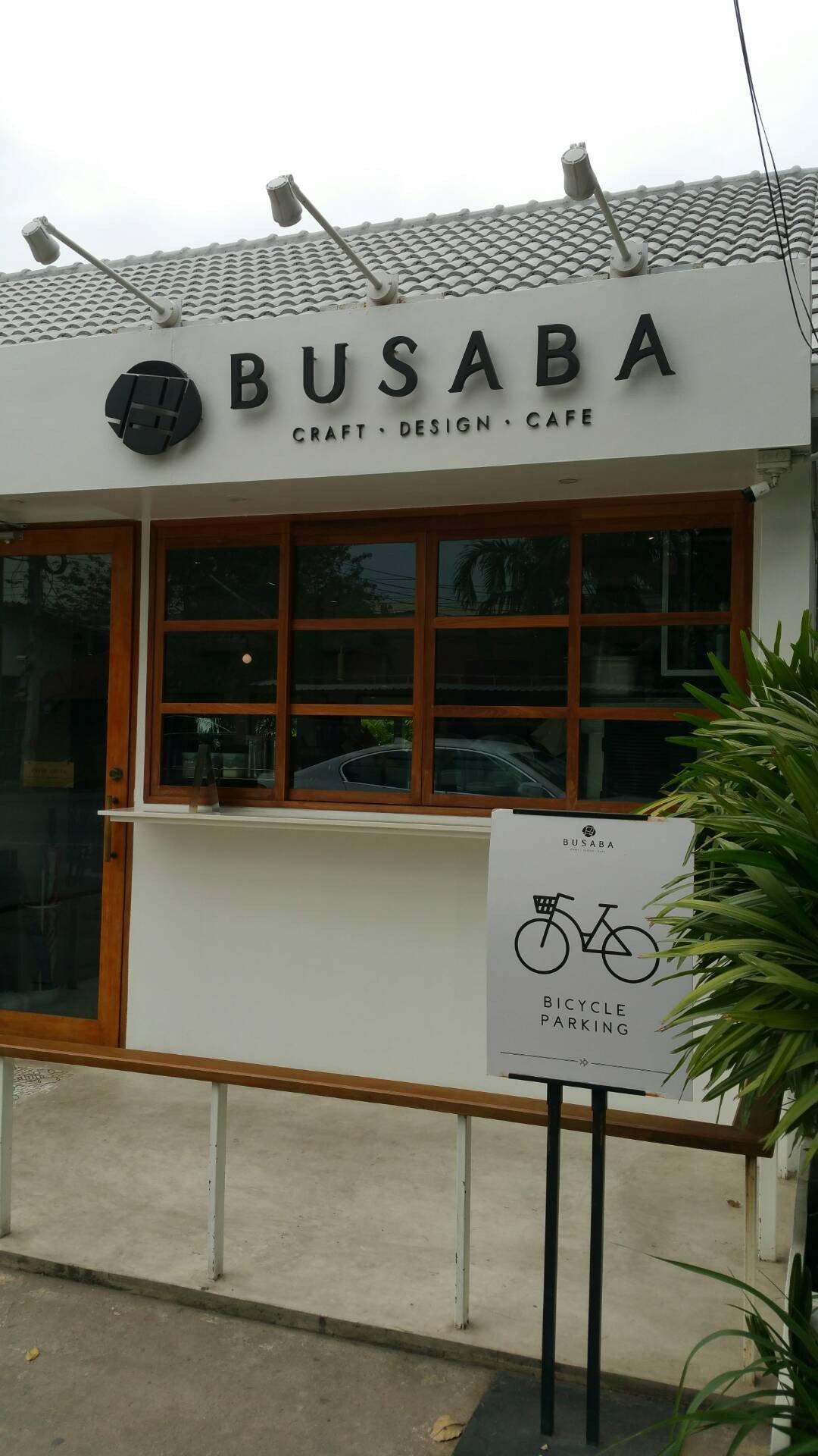 รีวิว Busaba Ayutthaya Cuisine - ฉานนน (ไม่ได้) ชื่อบุษบา อ่ะฮะอ่าฮ้า 🎵🎶