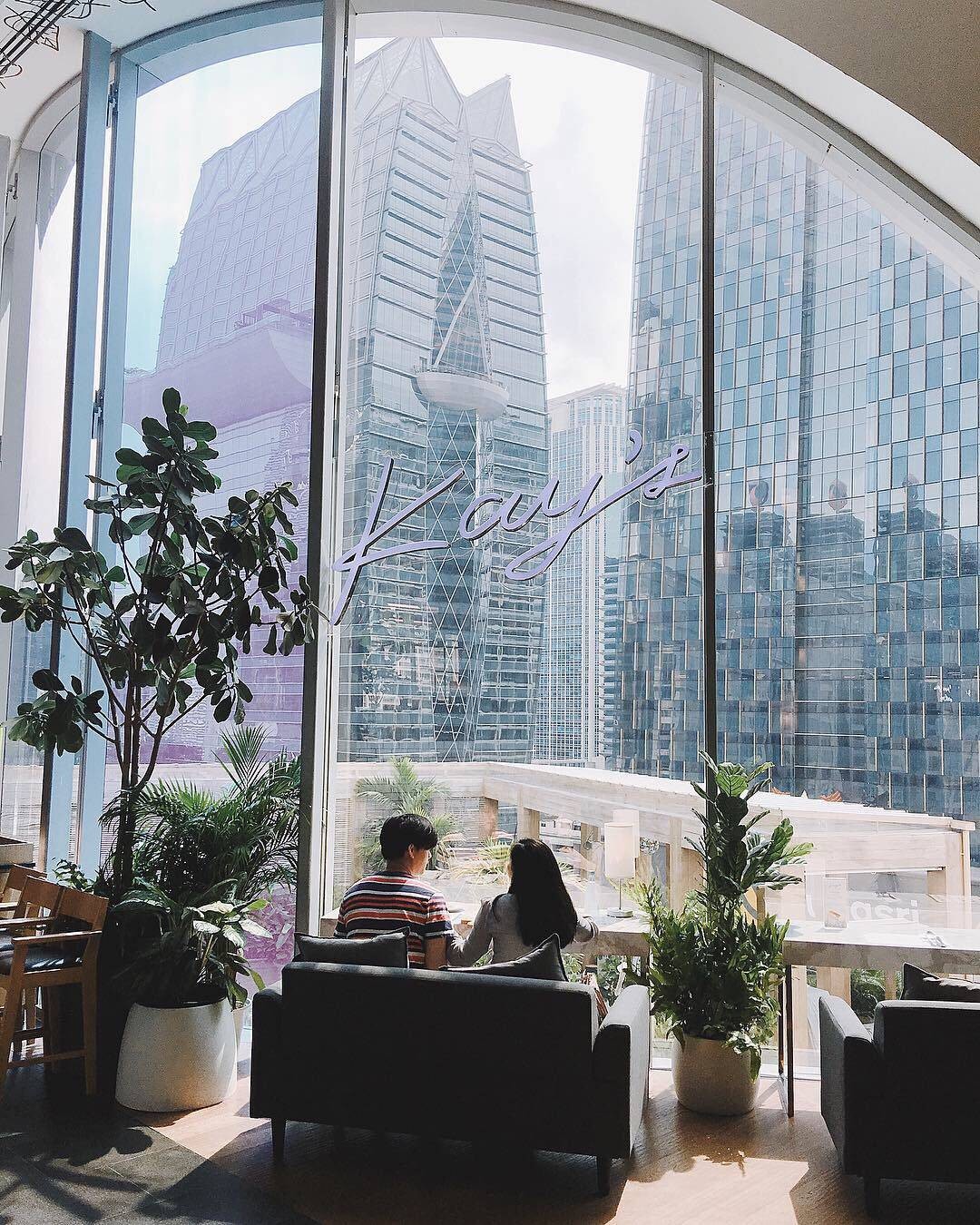 รีวิว Kay's Boutique cafe Central Embassy - รสชาติปกติ บรรยากาศดี ...