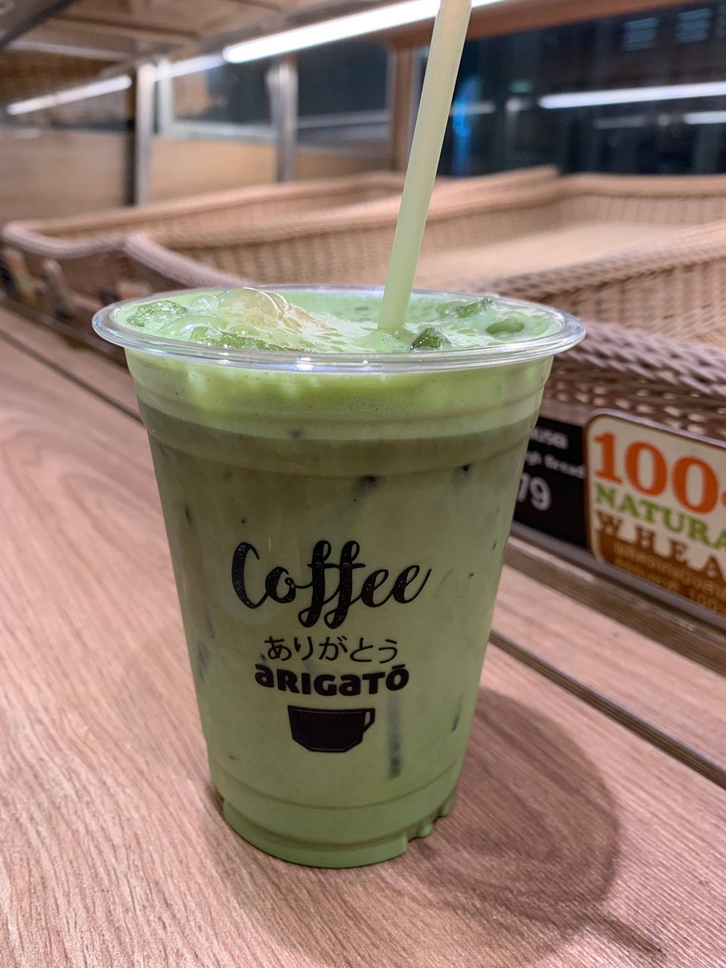 รีวิว Coffee Arigato Tops daily นางลิ้นจี่ - ชาเขียวเค้าดีทีเดียวนะ ...