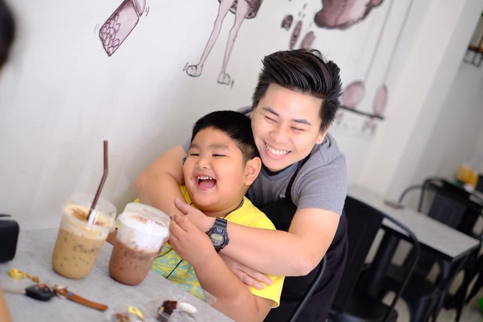 รีวิว K’Roger Cafe Sukhumvit 101/1 - กาแฟหอม อร่อย บรรยกาศกันเอง