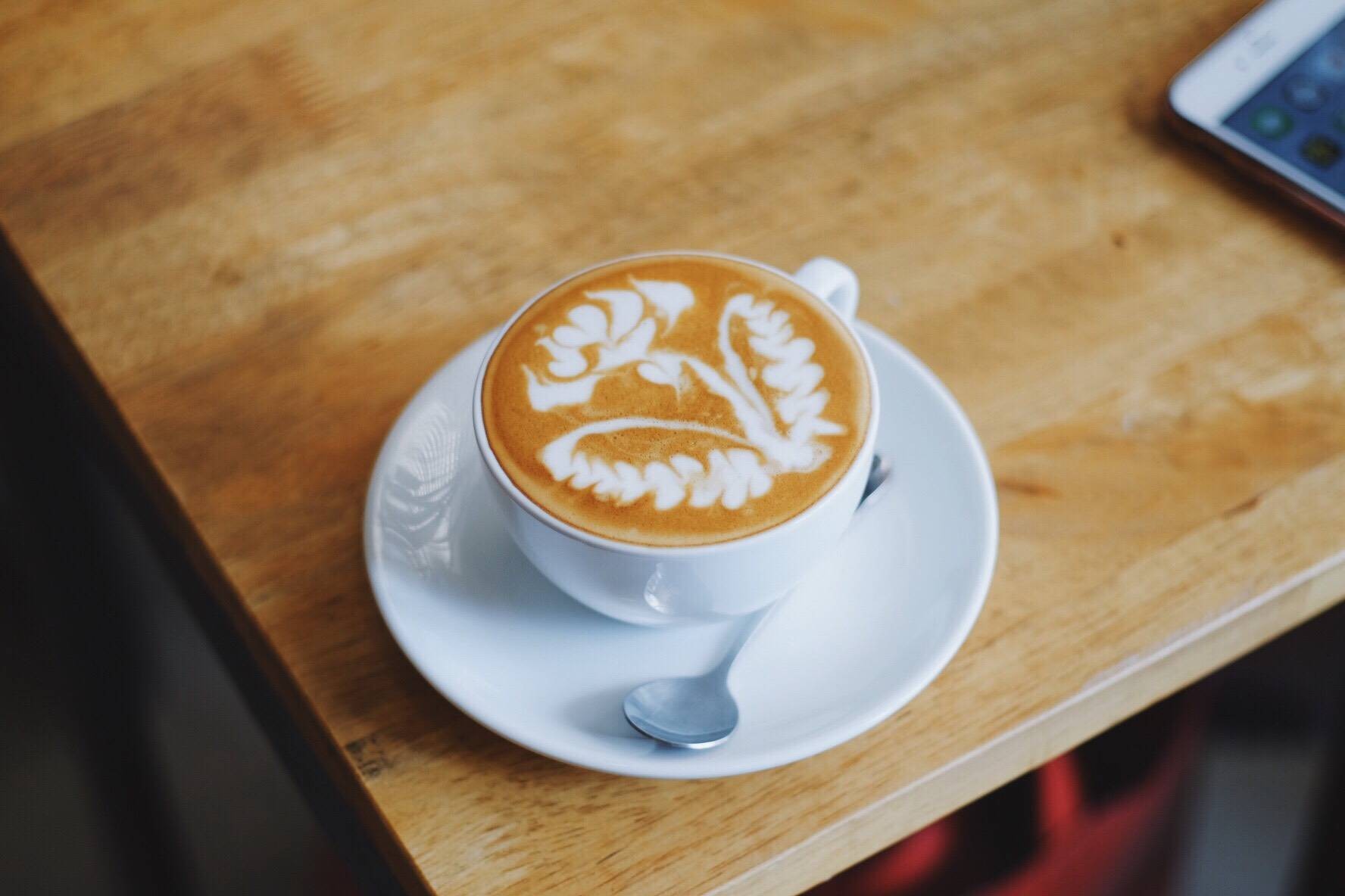 รีวิว Saturday Cafe - ชอบความใส่ใจทุกแก้ว บริการดี Outdoor แต่ร่มรื่น ...