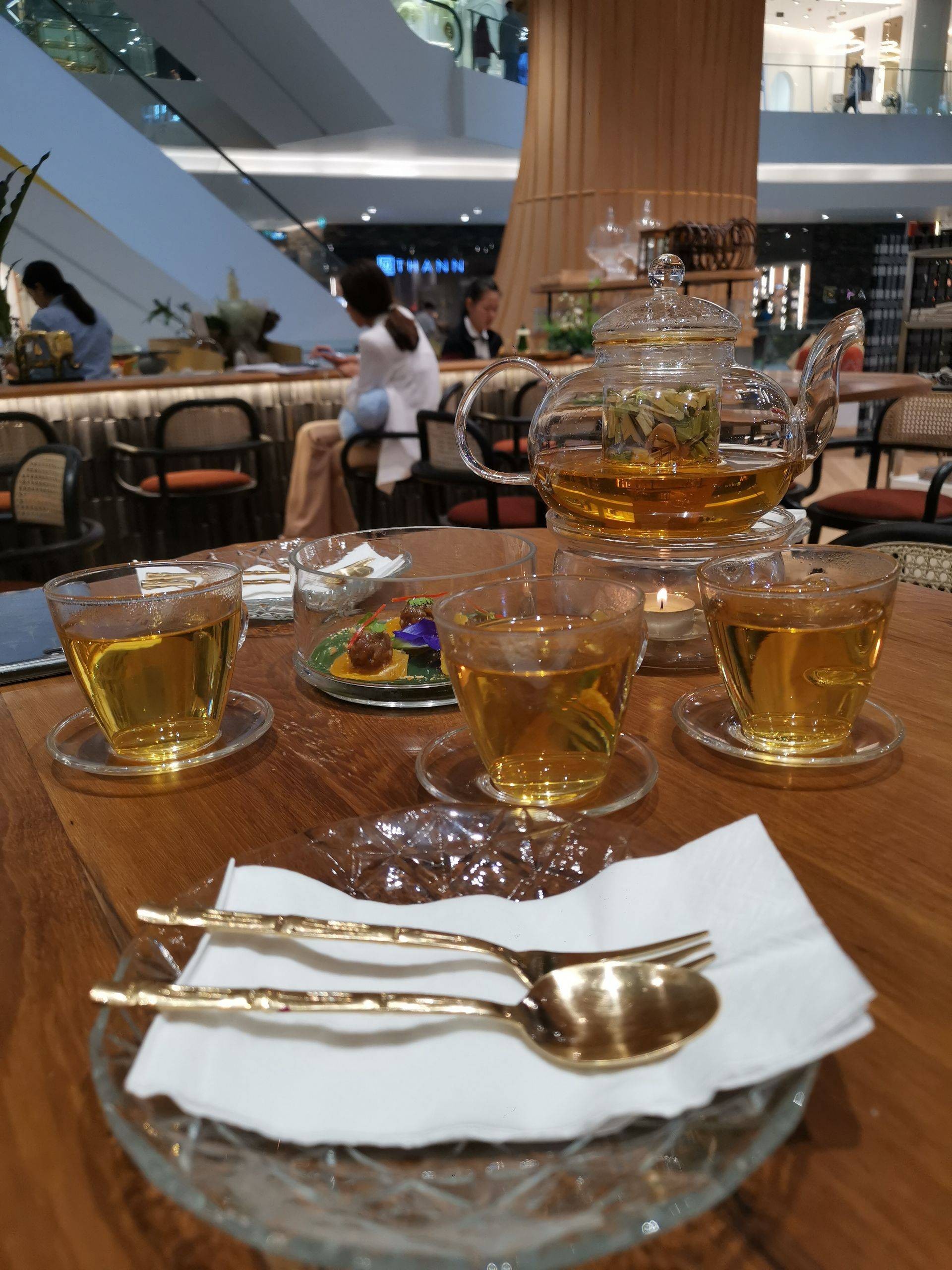 รูป Cher Cheeva ไอคอนสยาม