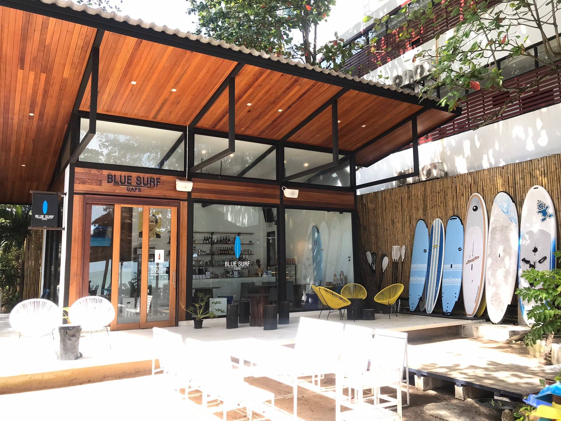 รีวิว Blue Surf Cafe - ร้านกาแฟริมทะเล บรรยากาศดีมาก - Wongnai