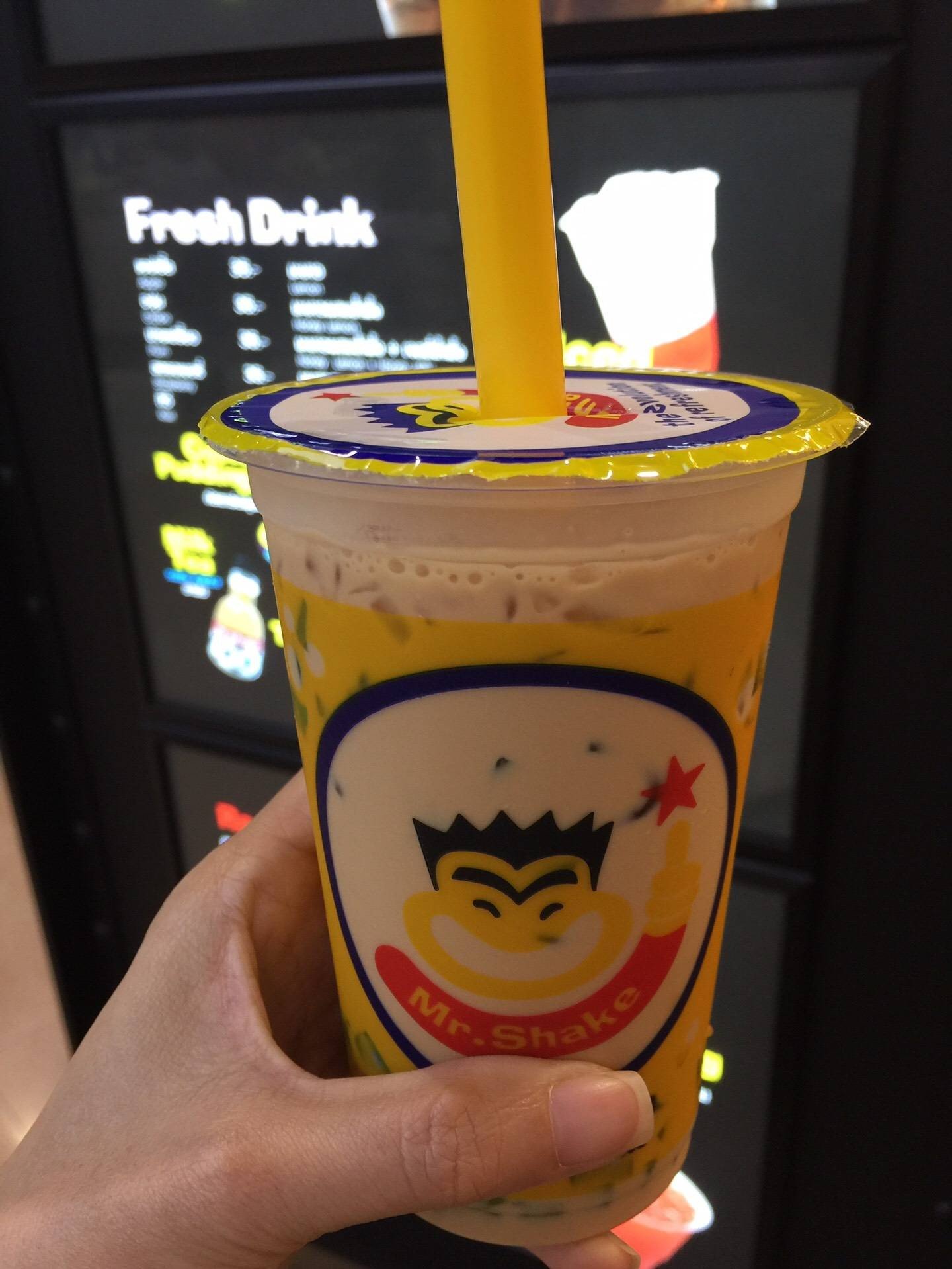 รีวิว Mr.Shake เซ็นทรัล แจ้งวัฒนะ - มิสเตอร์เชค สาขาไหน ก็อร่อย ...