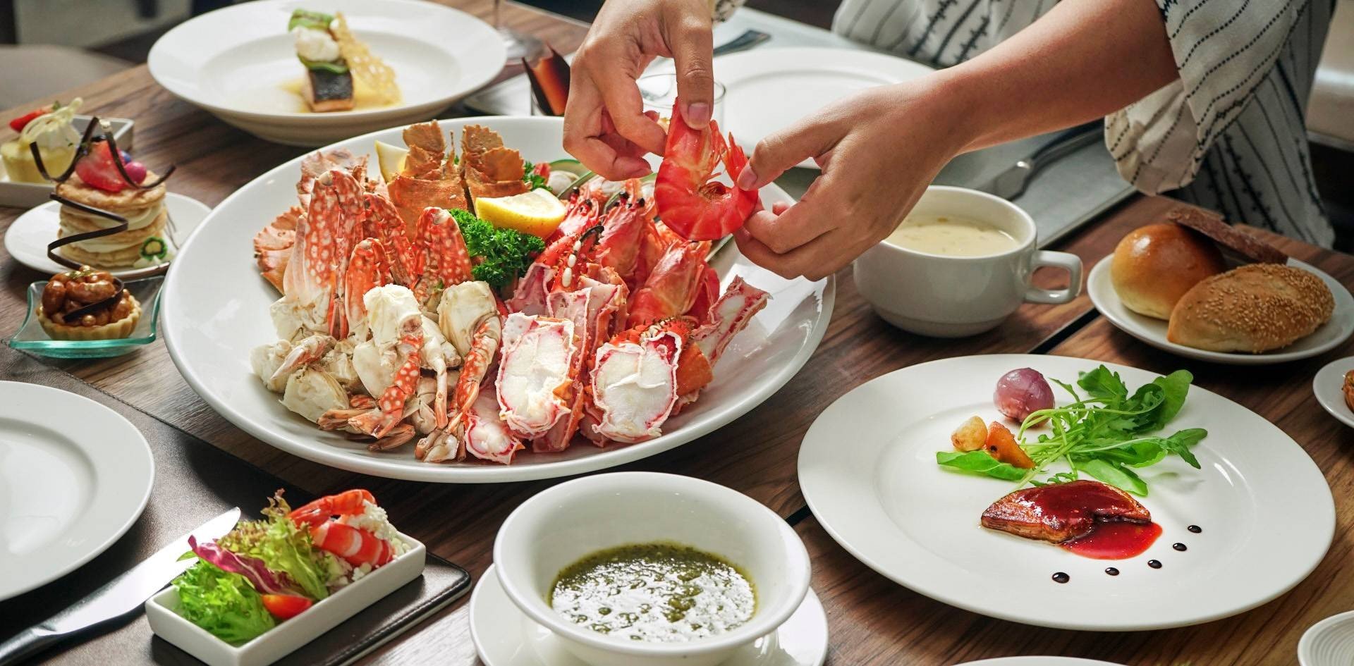 [รีวิว] ร้าน The Berkeley Dining Room | เมนูแนะนำ รูปภาพ ราคา