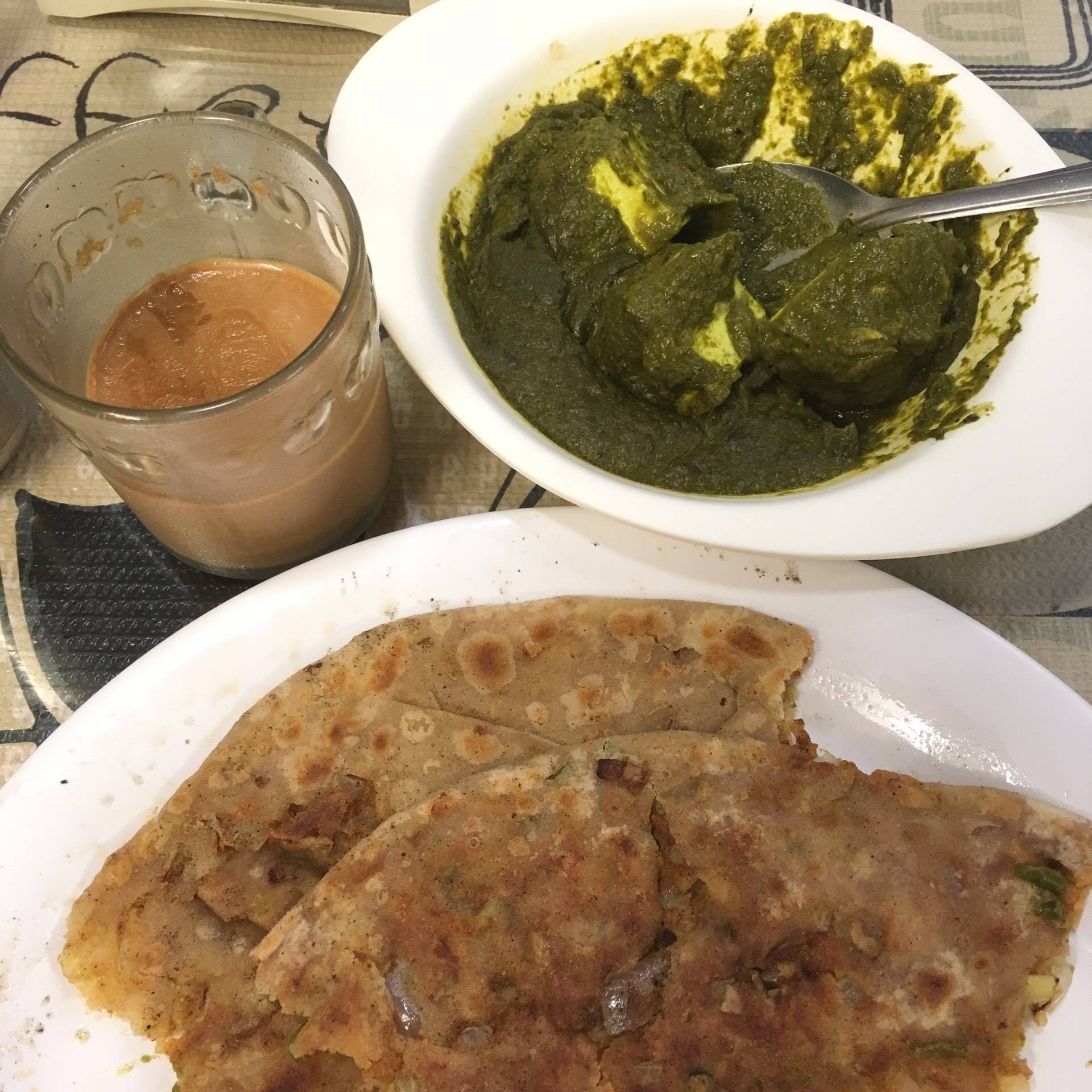 รีวิว Royal Rasoi Royal Rasoi - อินเดียเจ้มจ้น สายเข้มข้นต้องมาทางนี้