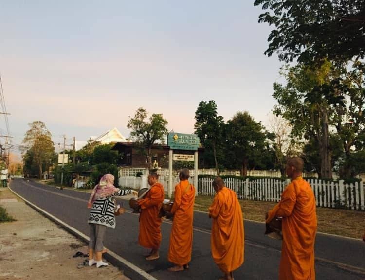 รูป สะหวันสำราญ