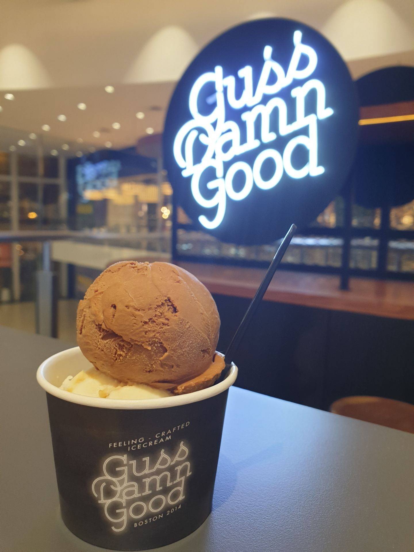 รีวิว Guss Damn Good MEGABANGNA - ไอศครีมที่ให้ความรู้สึก Damn Good!!!