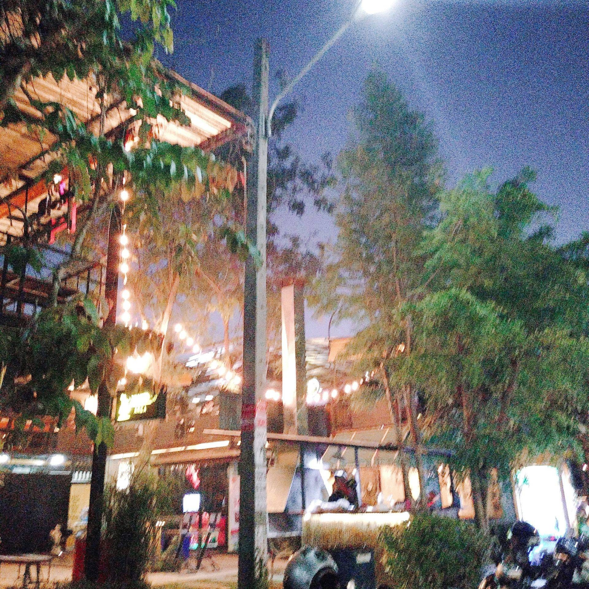 รีวิว Inbox Coffee Bar - บรรยากาศดีอาหารอร่อย มีเมนูเก๋ ดริ้งได้ชิวๆ