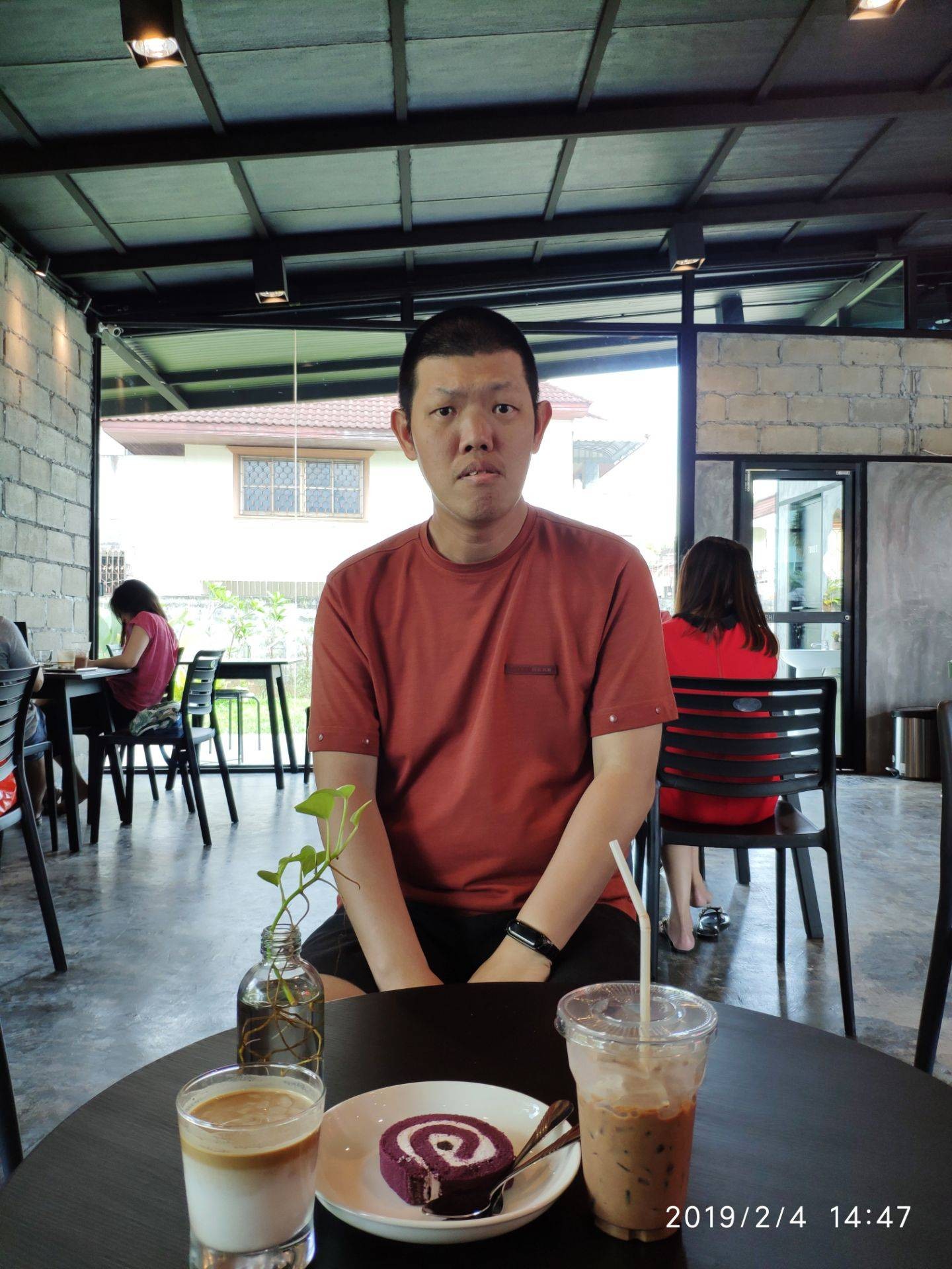 รีวิว POINT Coffee Space - Iced Mocha กับคาเฟ่แบบดิบๆ โดนใจ