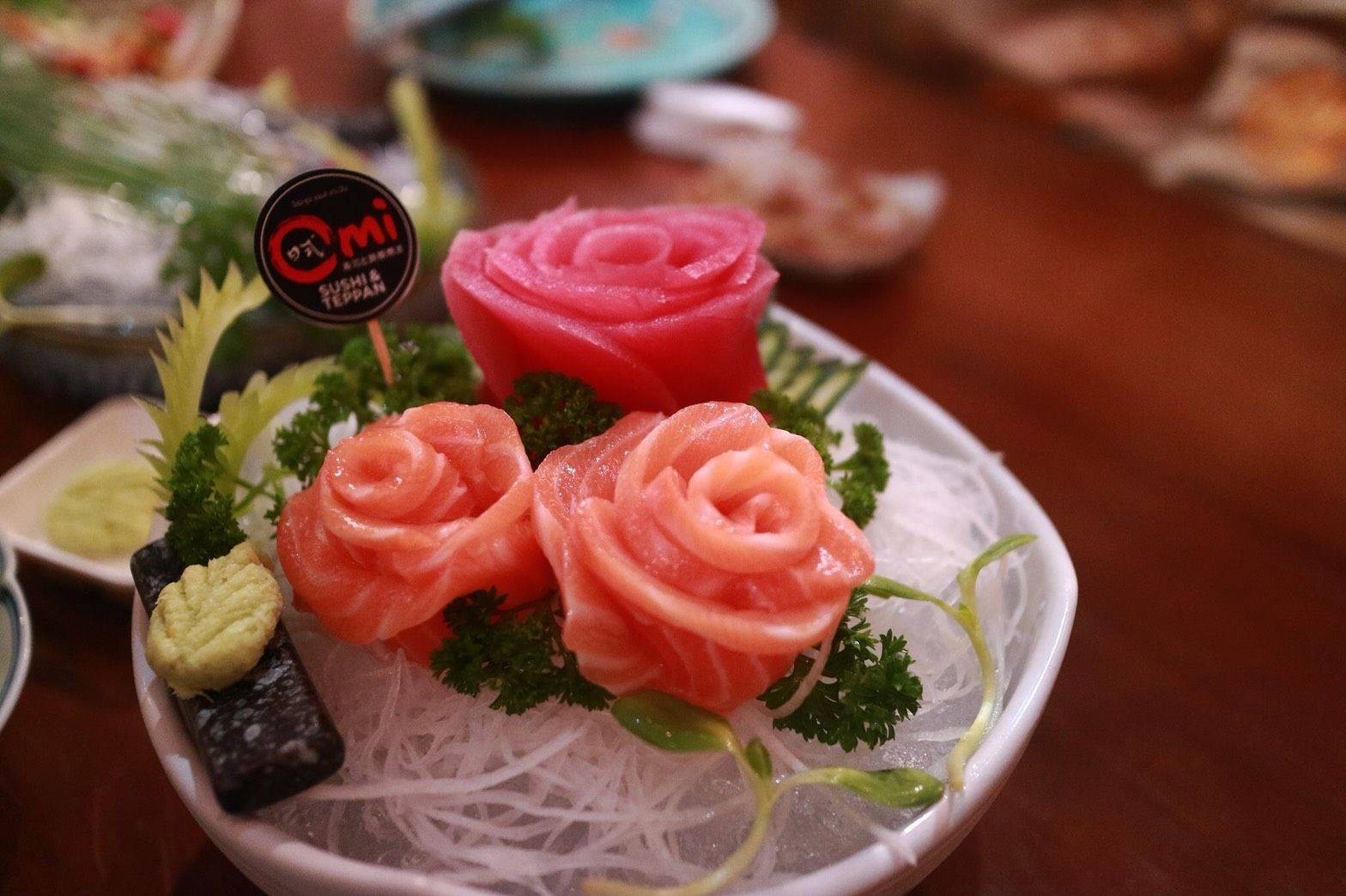 รีวิว Omi Sushi & Teppan Restaurant - ของสด ดี มีคุณภาพ ราคาไม่แพง