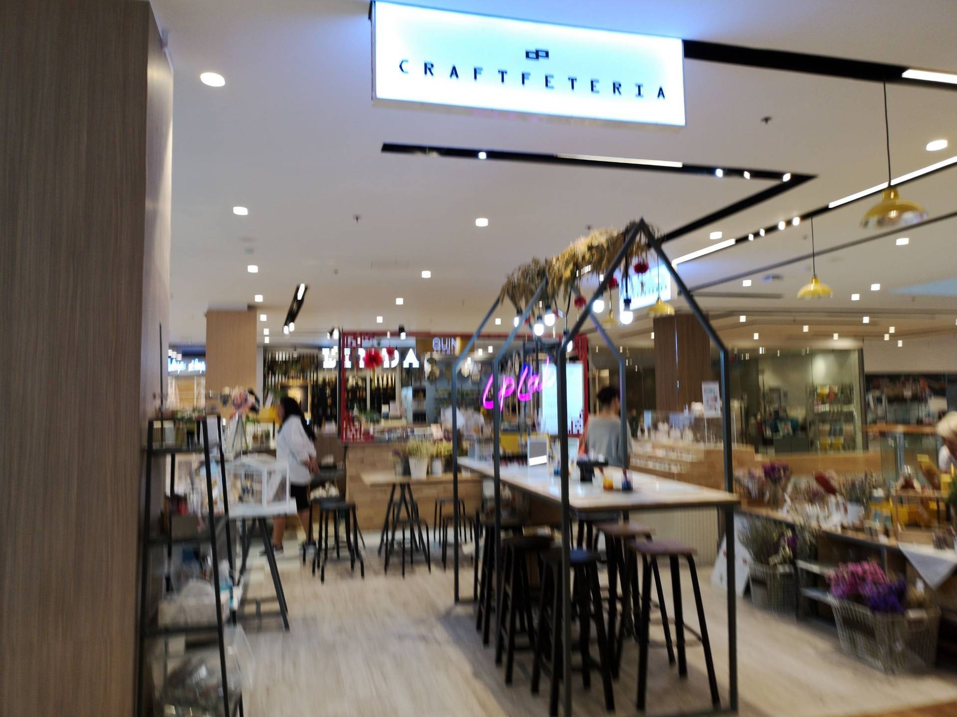 รีวิว Craftfeteria centralwOrld - มา workshop จัดดอกไม้แห้งกันจ้า