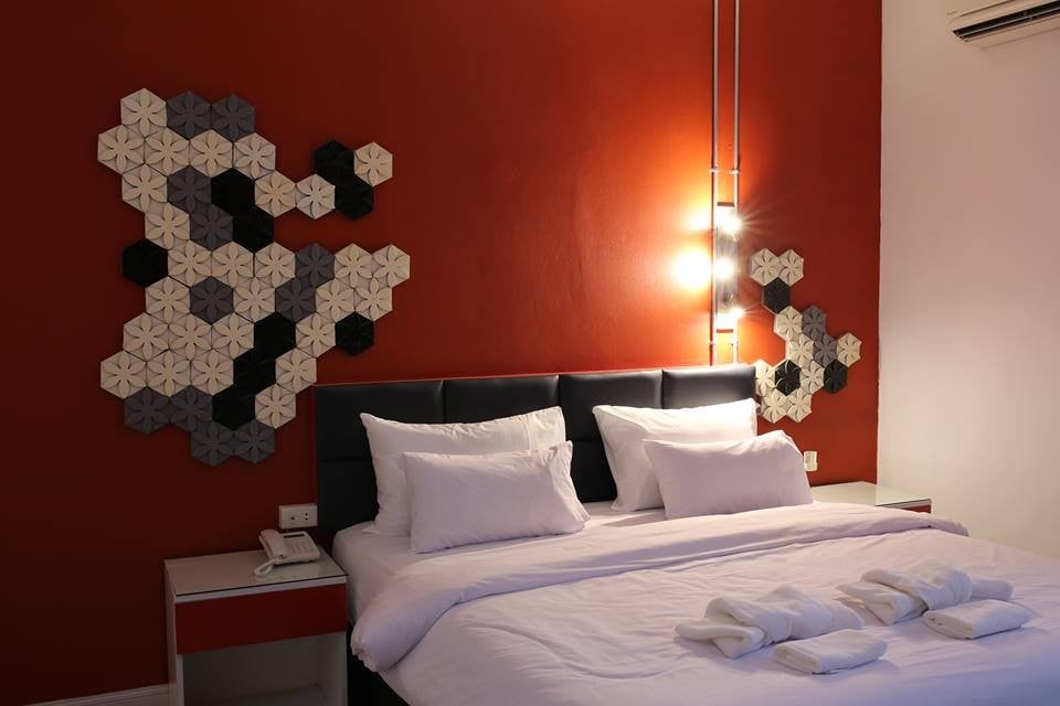 รูป The Colour Hotel