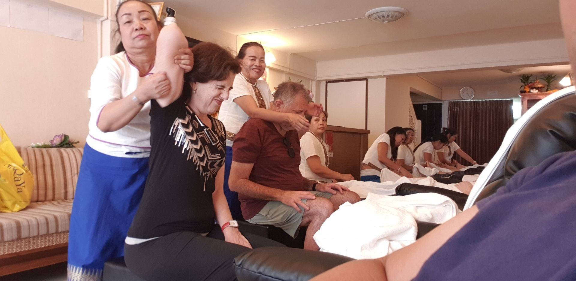 รีวิว ฟีนิกซ์ มาสสาจ Phoenix Massage1 - สะอาดบริการดีแนะนำต่อไม่เลยครับ นวดดีเราจึงบอกต่อครับ ...