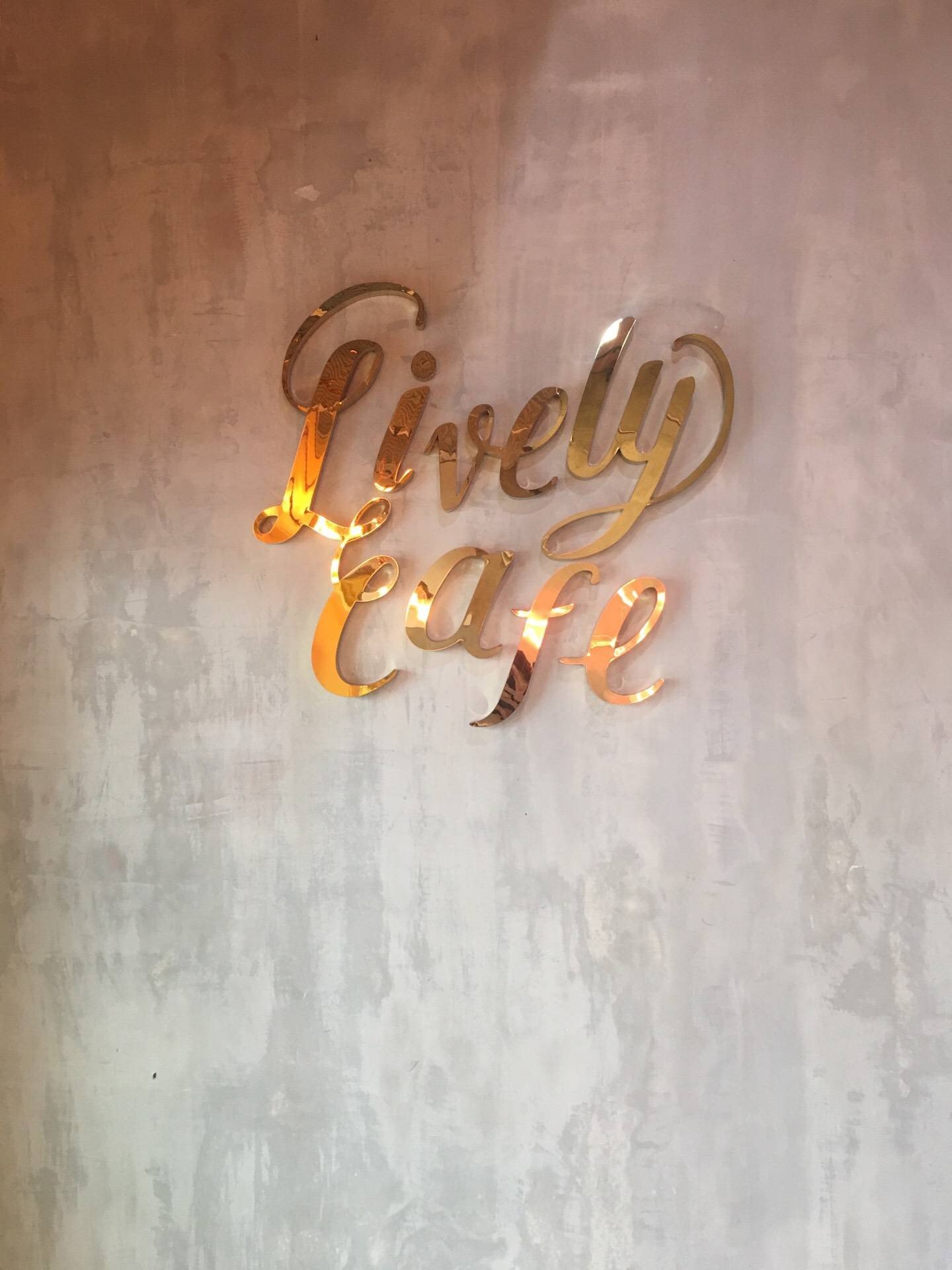 รีวิว Lively Cafe - Little coffee place before beauty routine. - Wongnai