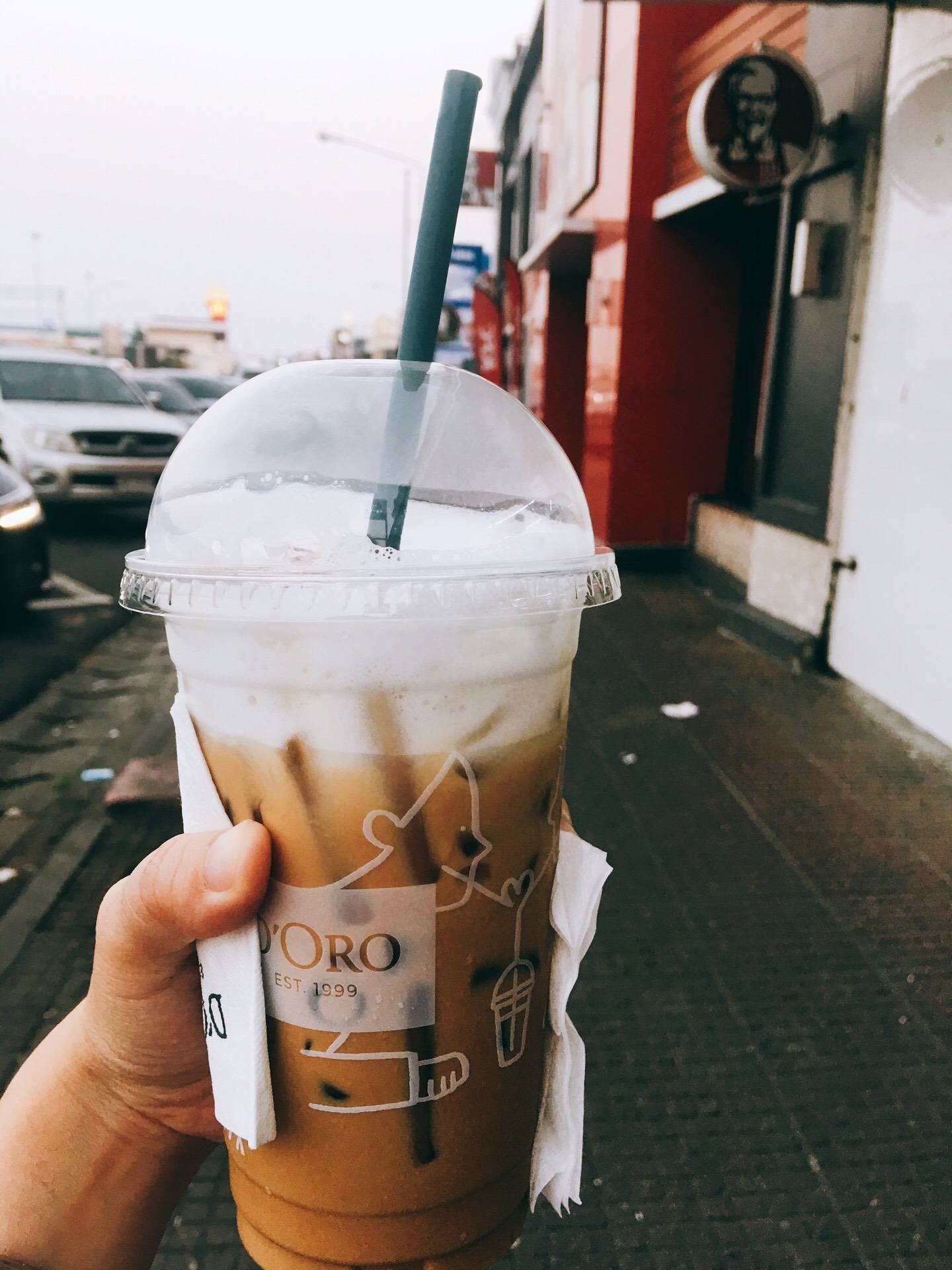 รีวิว D’oro Coffee มอเตอร์เวย์ (ขาเข้า) - พนักงานหน้าไม่รับบุญ