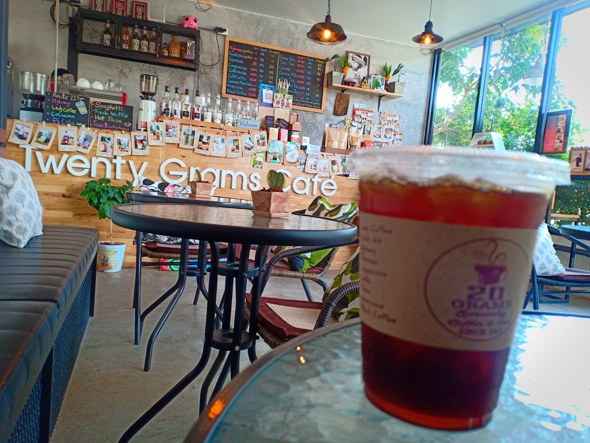 รีวิว Twenty grams speciality coffee and tea - ร้านกาแฟเล็กๆ บรรยากาศ ...
