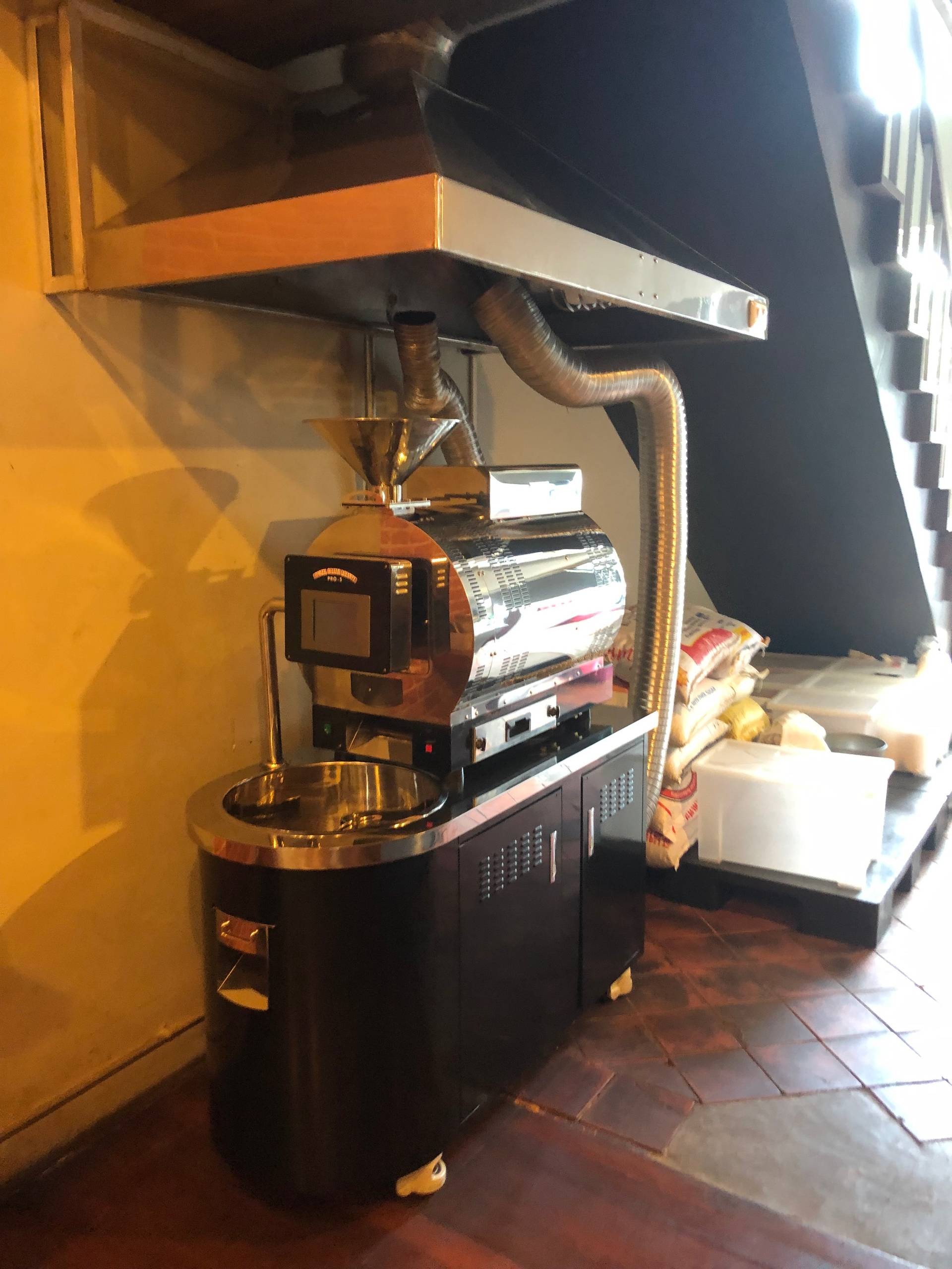 รูป COFFEE BERRY Charn II คอฟฟี่เบอรี่ คอฟฟี่เบอรี่ ชาญอิสสระทาวเวอร์สอง