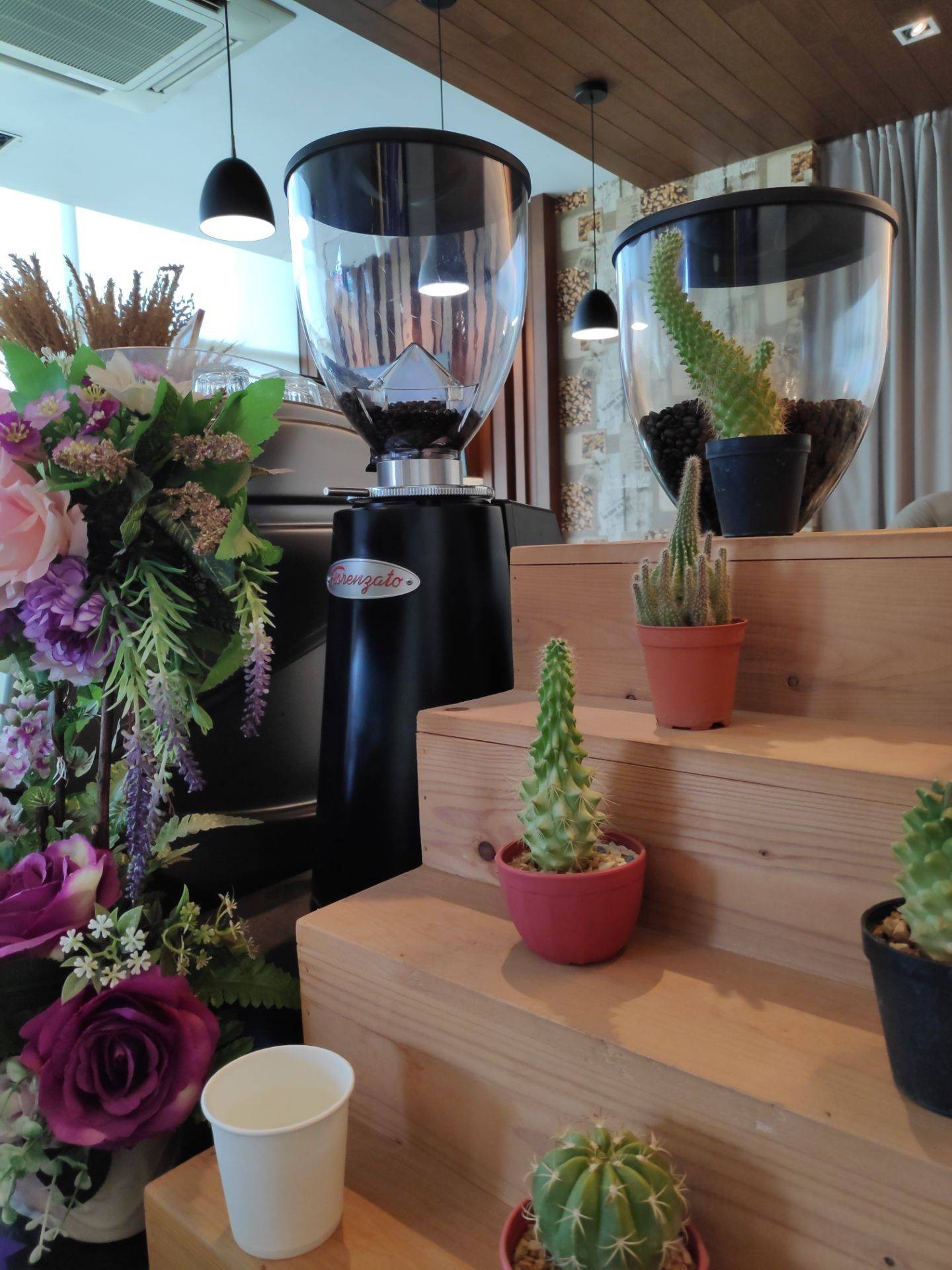 รีวิว Coffee Crush - good coffee shop with good parking