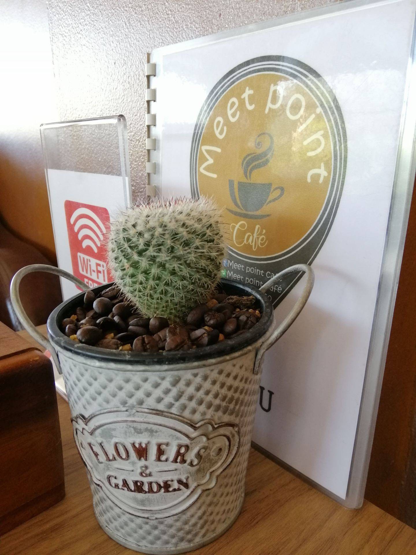 รีวิว Meet Point Cafe - มิตพ้อยท์ คาเฟ่ ร้านกาแฟ คูลๆ ชิลล์ ๆ พิกัด ...