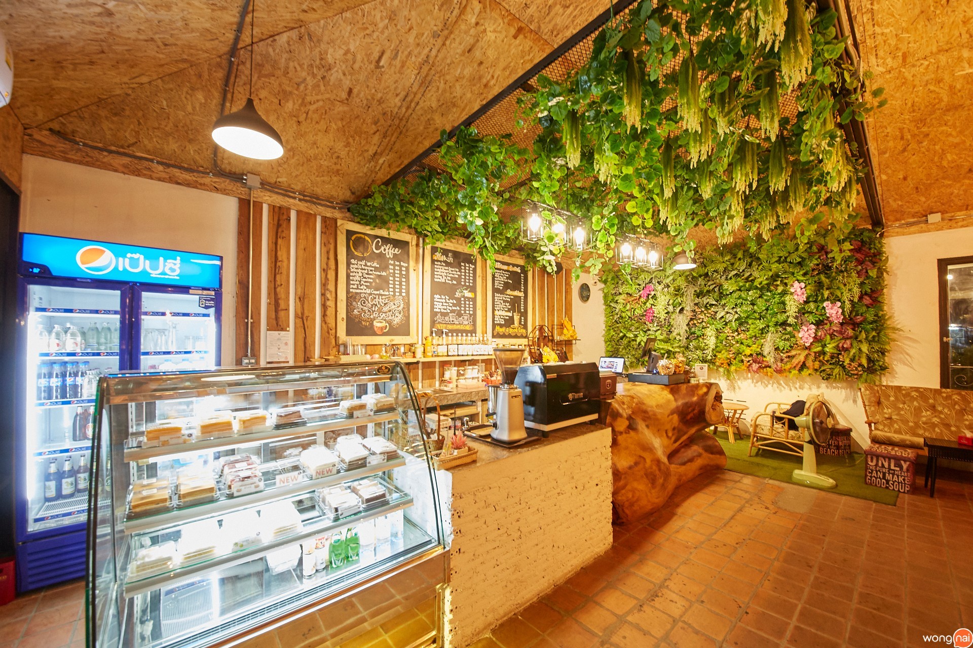 VIP Cafe แหลมฉบัง ร้านส้มตำชลบุรี ที่มีมากกว่าส้มตำ!