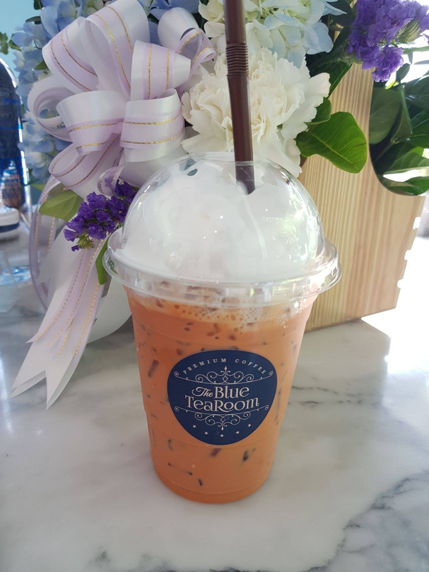 รีวิว The Blue Tea Room - ร้านสวย นั่งสบาย