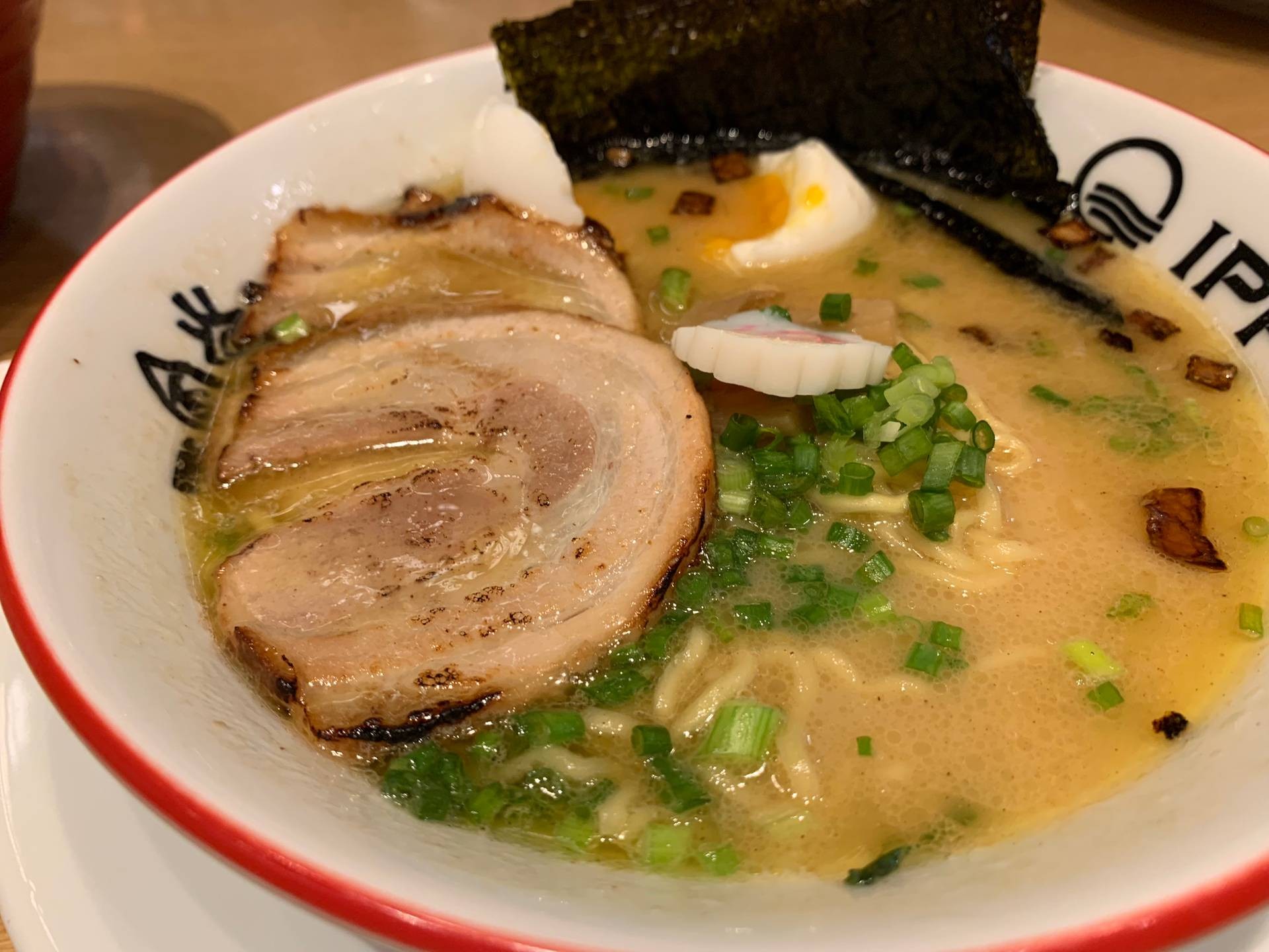 รีวิว Ramen Ippudo Central Pinklao - มาร้านนี้ต้อง kasane ramen น้ำซุปหอมมาก ทานคู่กับชาชูเผาไฟ ...
