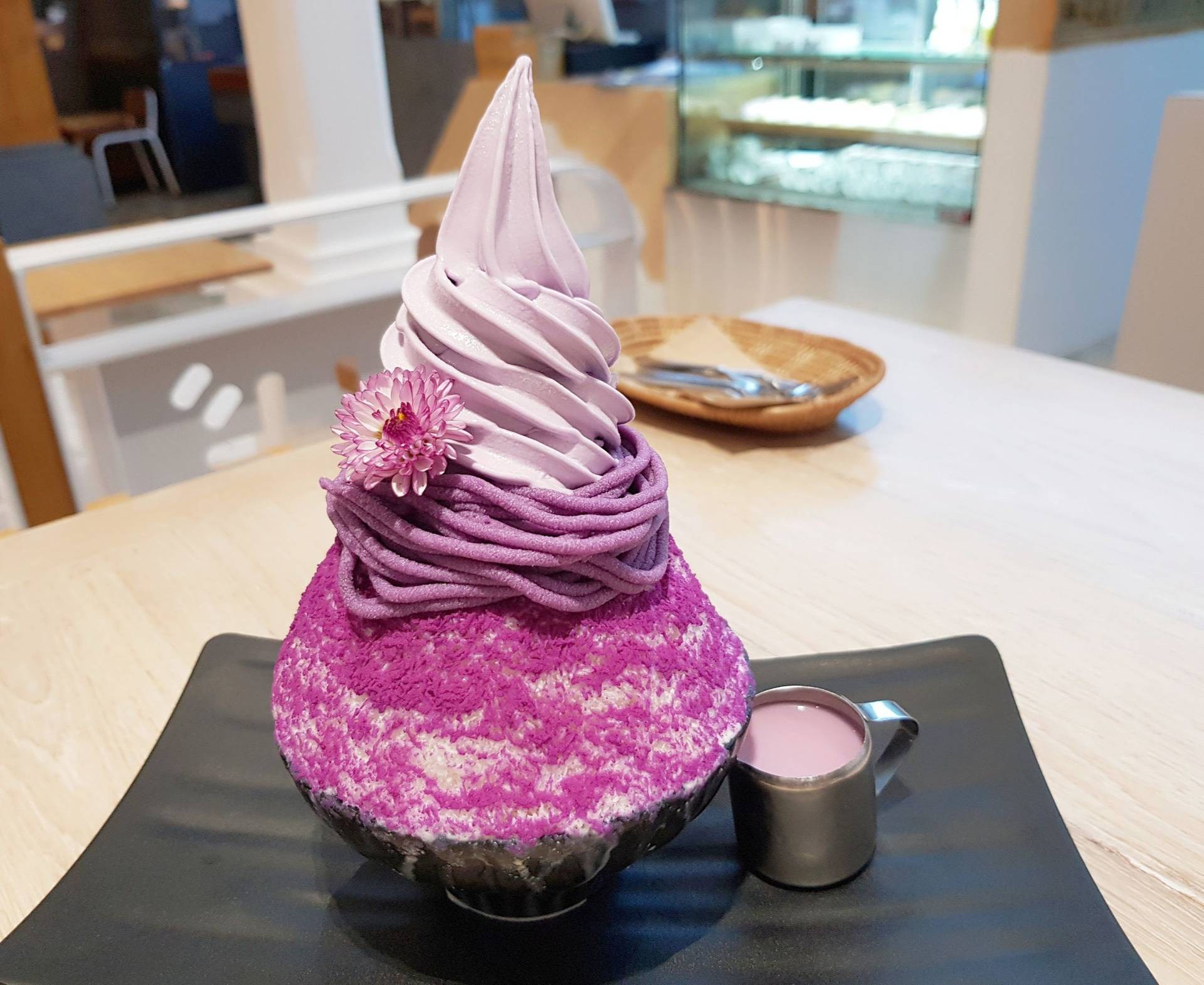 รีวิว The Volcano x Sofuto Cream นิ่มซิตี้เดลี่ - ร้านเดียวได้ทั้งโทสต์และบิงซู