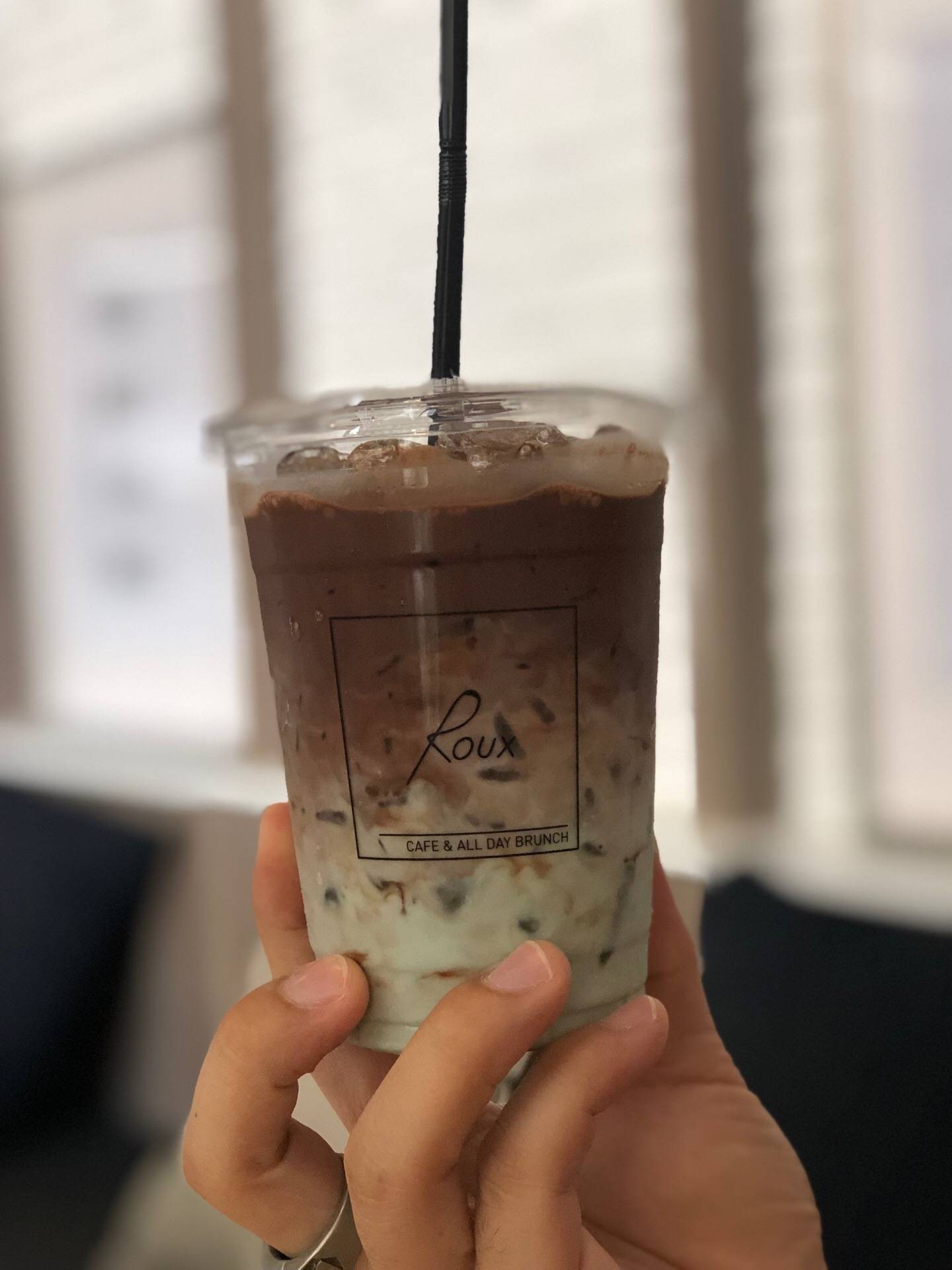 รีวิว Roux Cafe - ยามเช้ากับ Roux Cafe