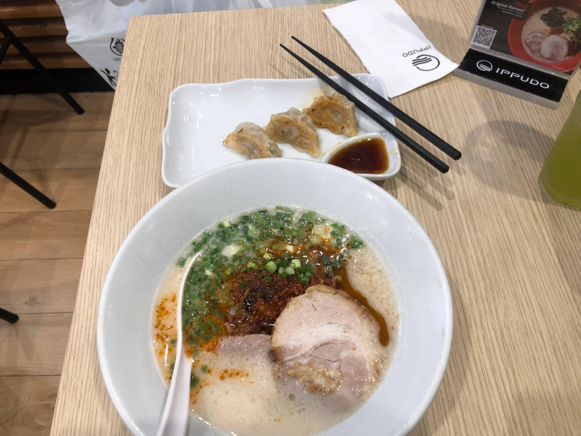 รีวิว Ramen Ippudo Central Bangna - อร่อยน้ำซุปเข้มข้น เส้นนุ่มๆมากๆๆๆ